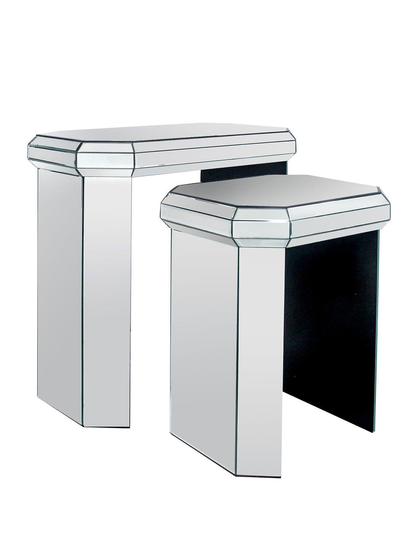 Mirrored nest of tables very store