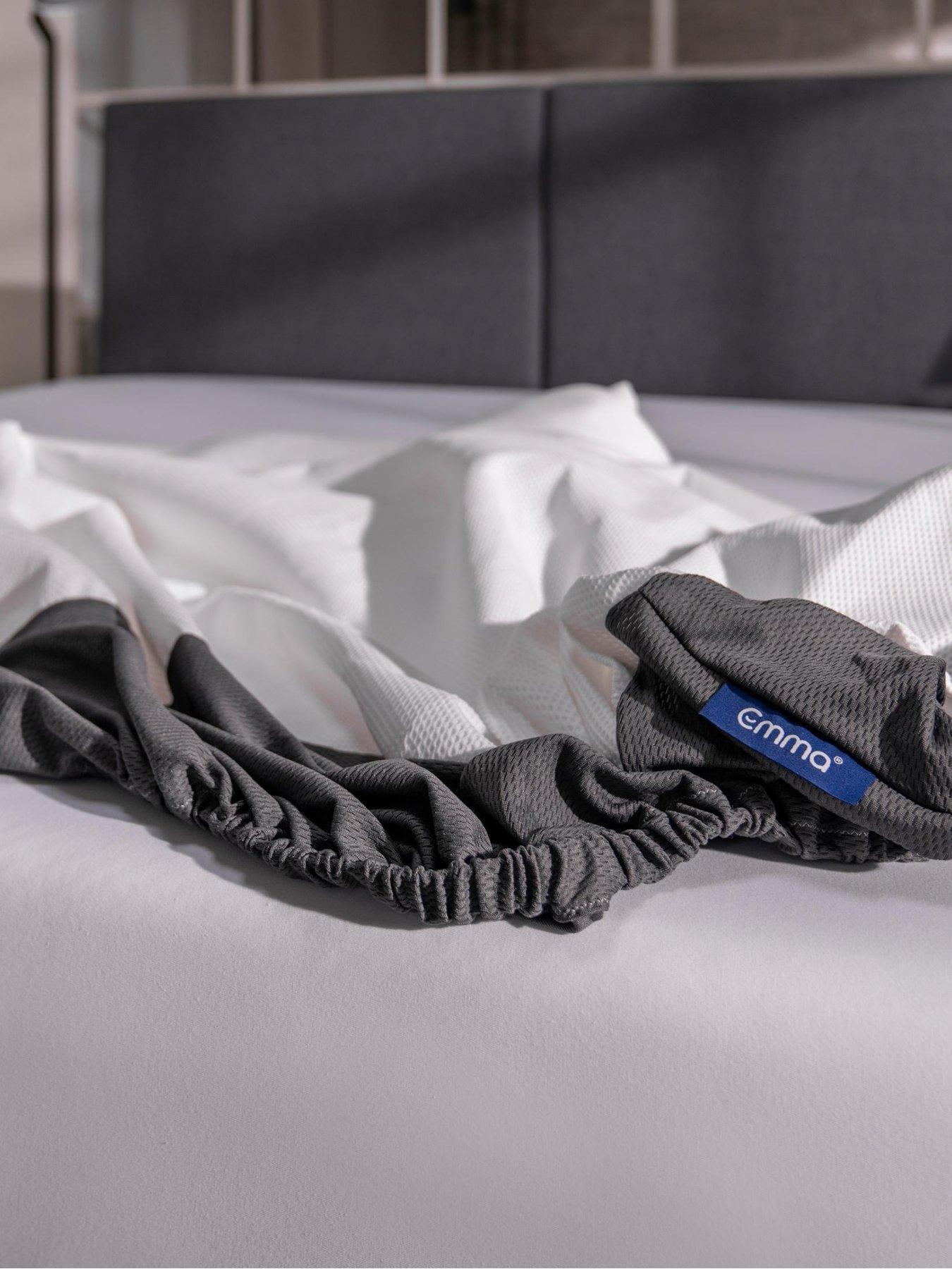 Emma Mattress Protector | Very