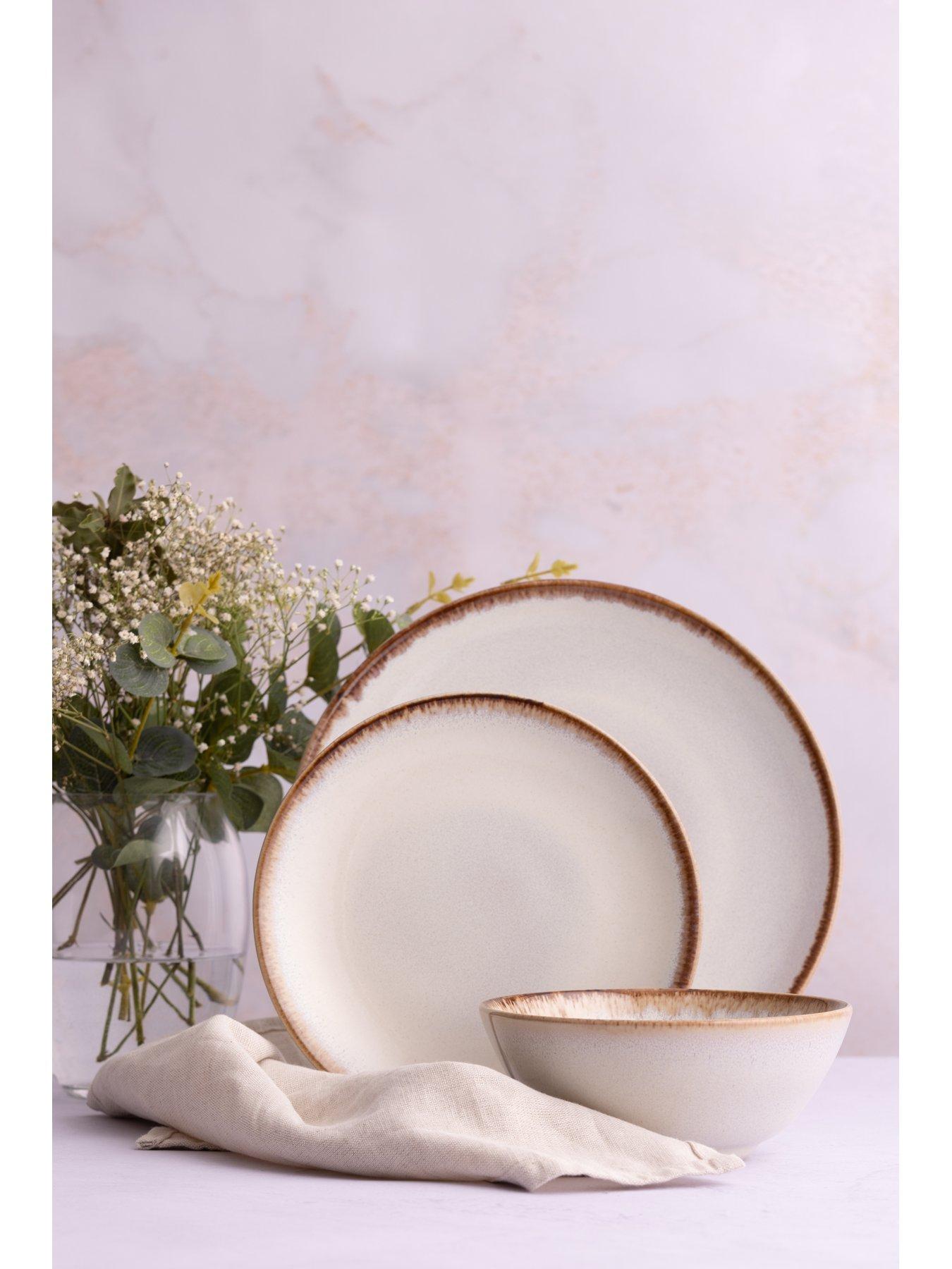 Mason Cash Reactive Set of 4 Dinner Plates – Cream | Very