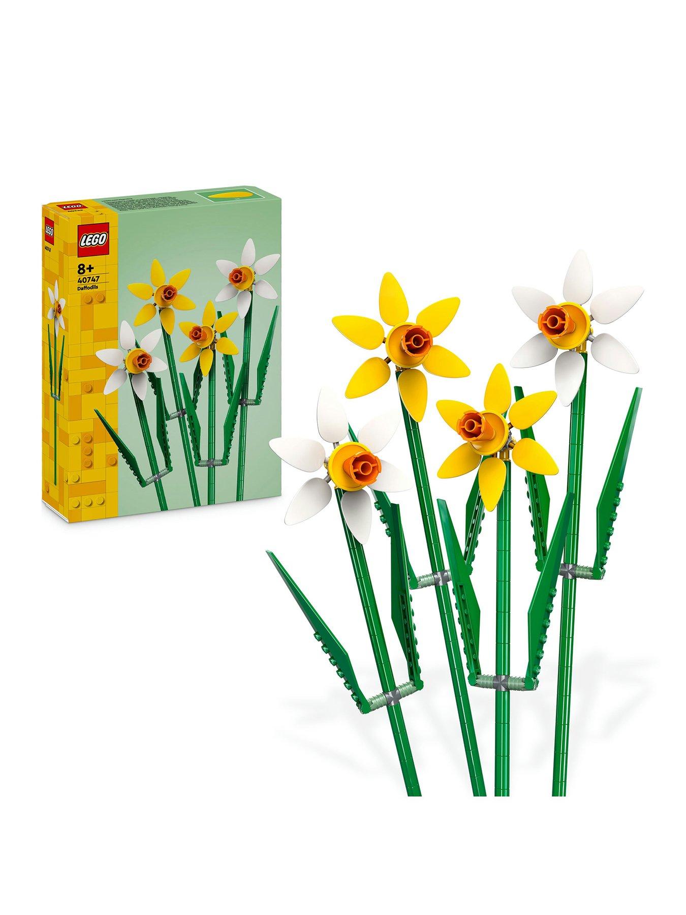 LEGO Botanical Botanicals Daffodils Flower Set 40747 | Very
