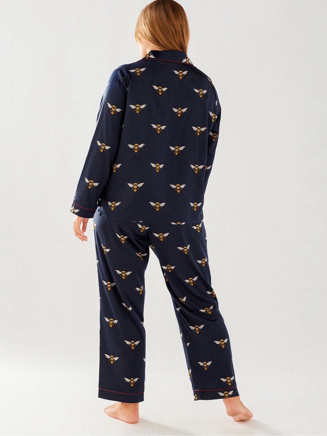 CHELSEA PEERS Curve Navy Bee Satin Button Up Long Pyjama Set | Very