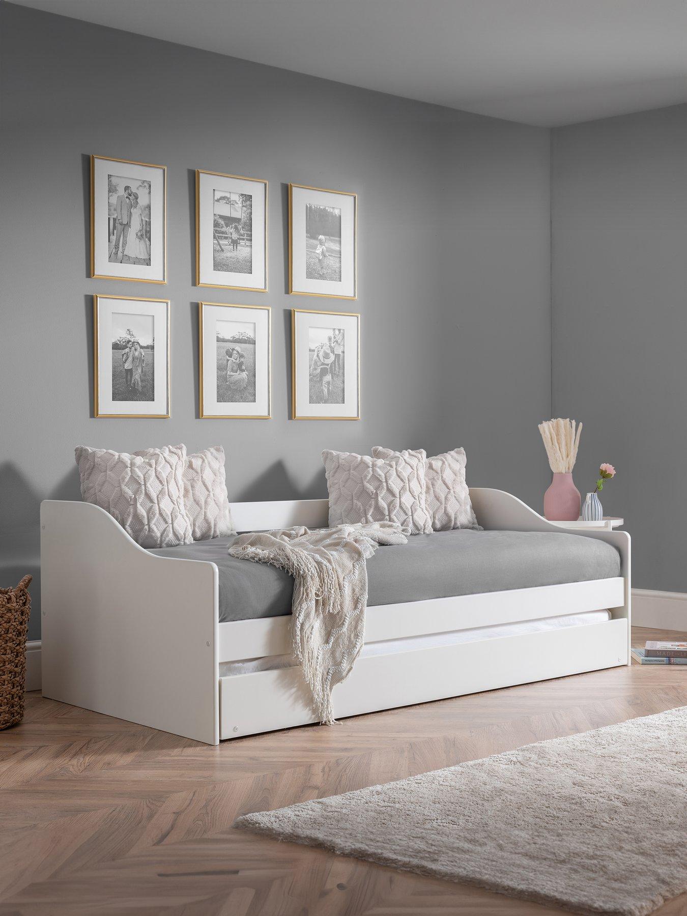 Julian Bowen Elba Daybed Frame with Guest Bed - White | Very