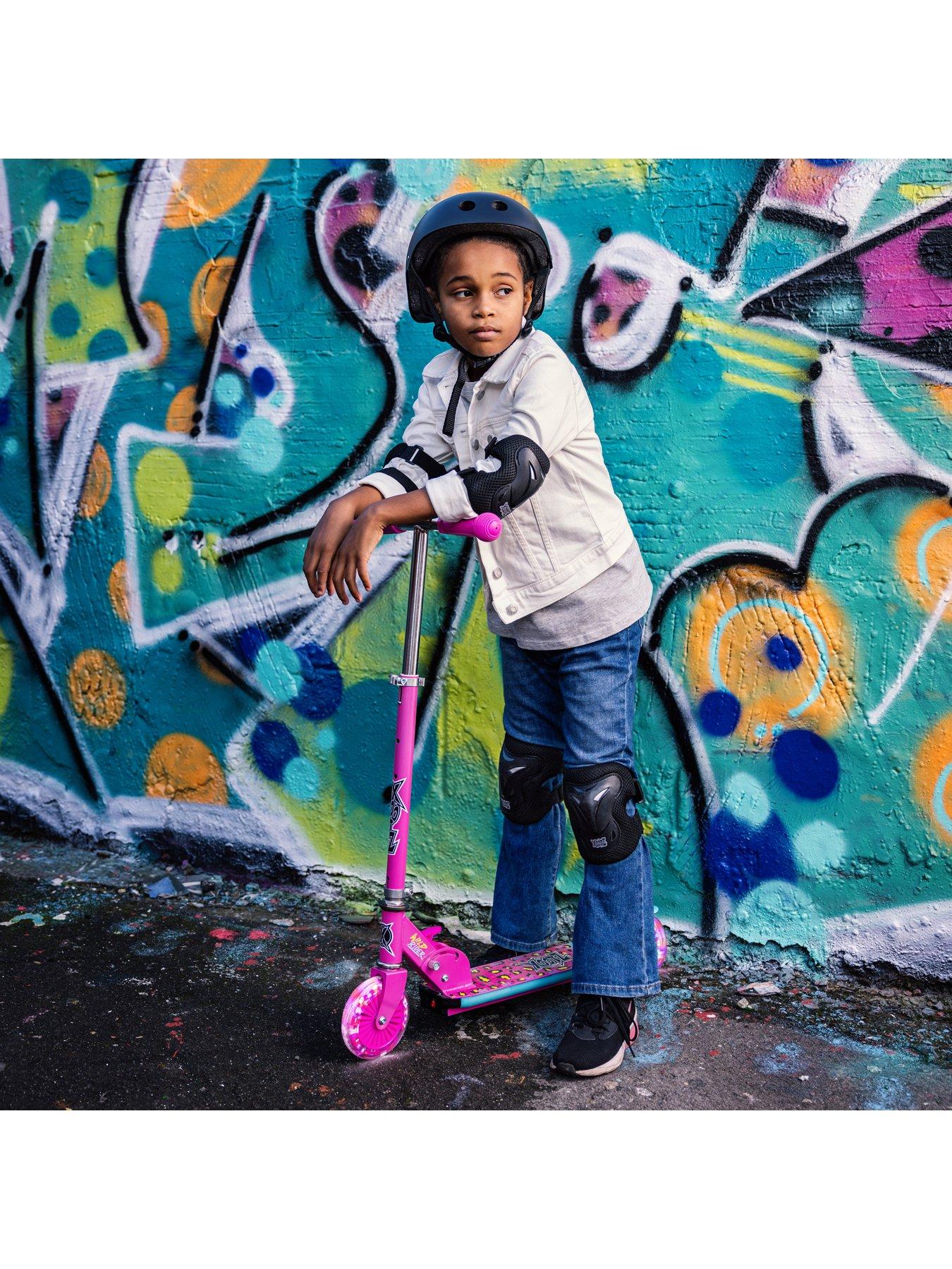 XOOTZ Wild Rider LED Scooter - Pink Leopard | Very
