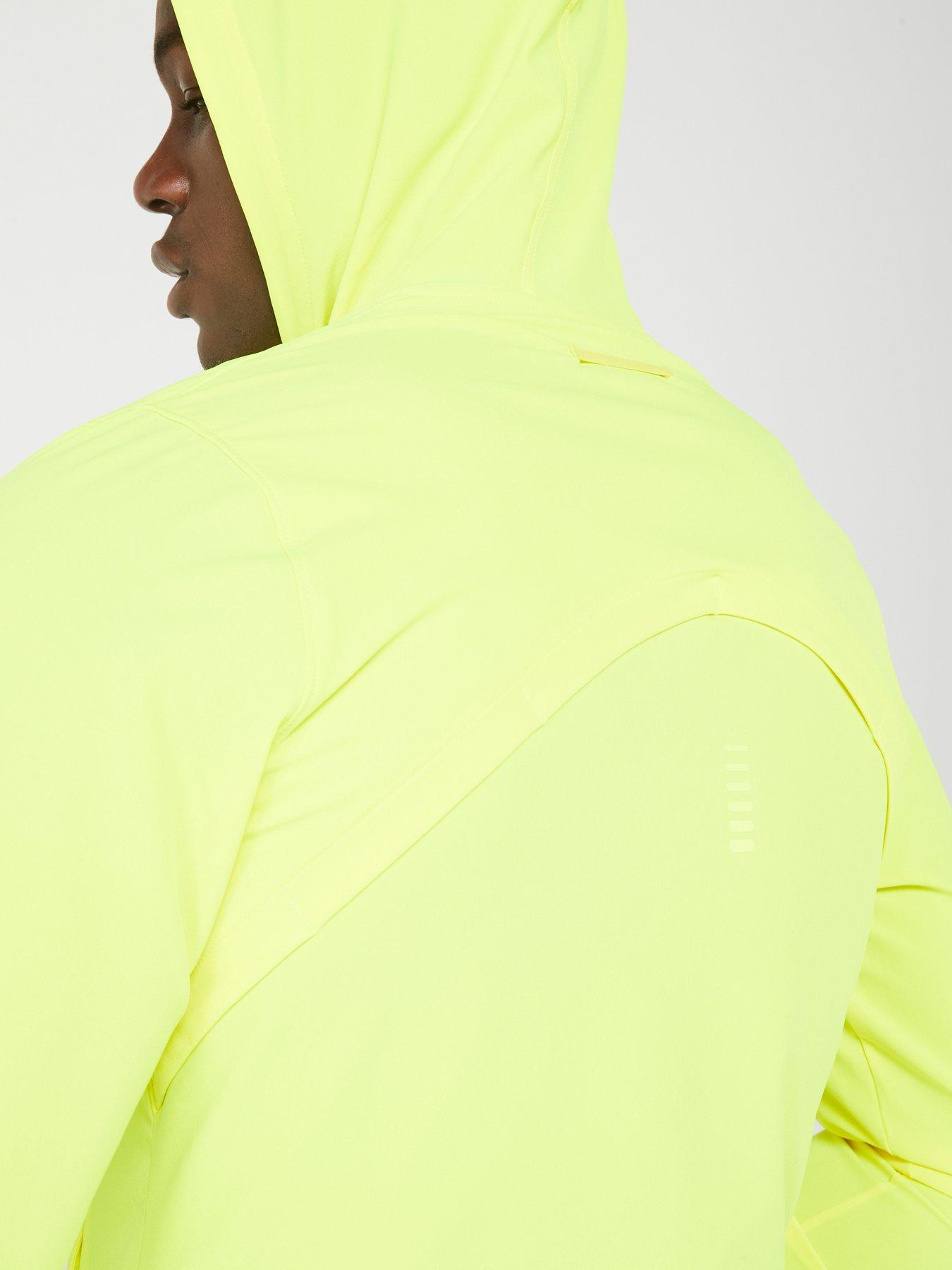 UNDER ARMOUR Men's Running Outrun The Storm Jacket - Yellow/Black | Very