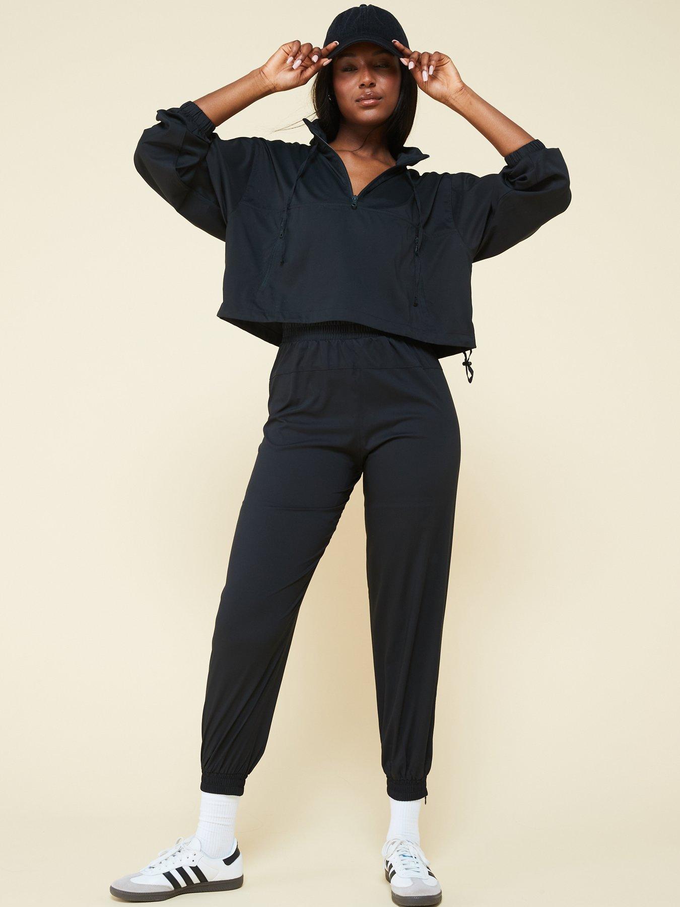 Girlfriend Collective Women's Training Hummingbird Half Zip Windbreaker ...