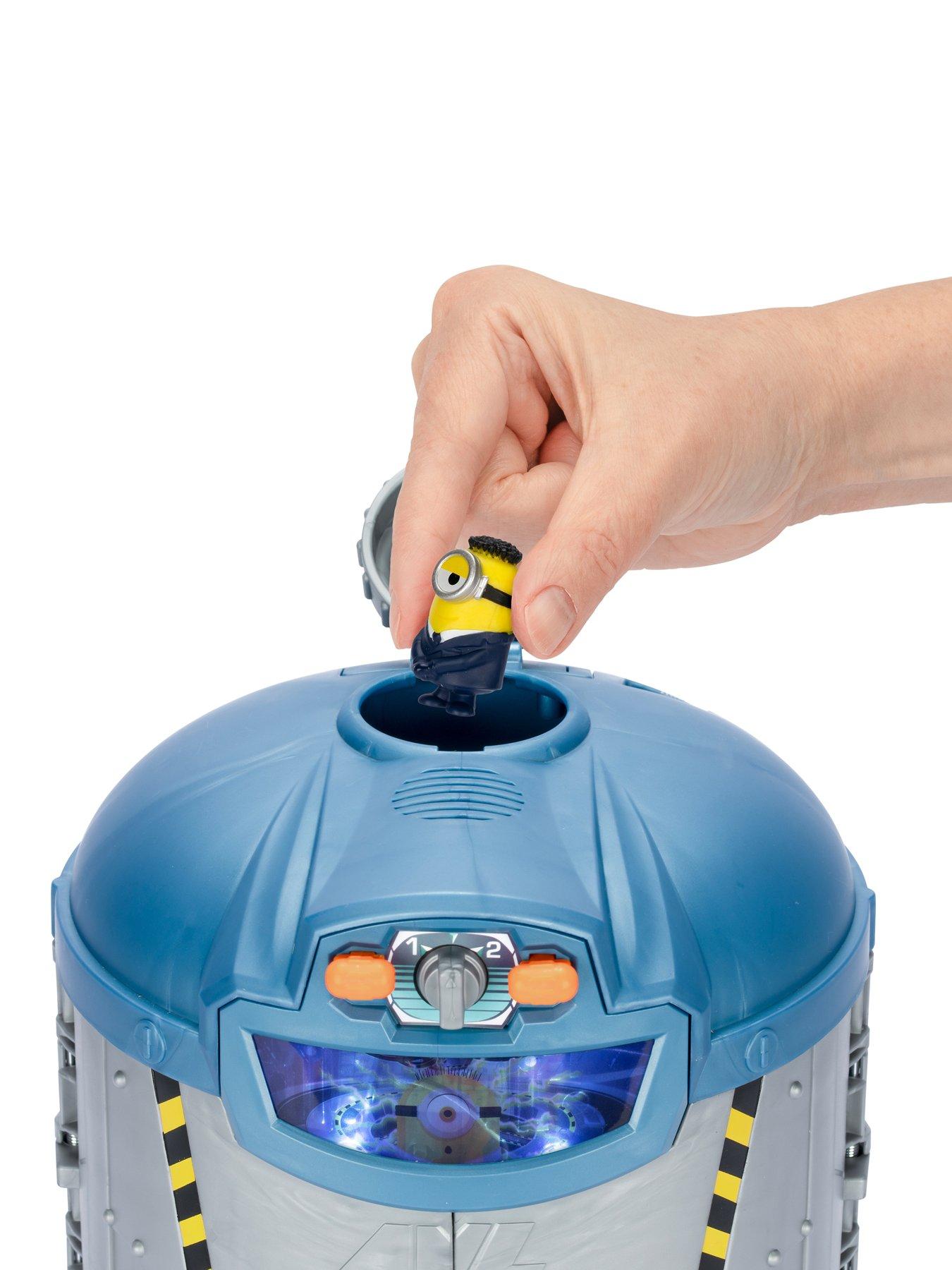 Despicable Me 4 Mega Minions Transformation Chamber. Transform Into An ...