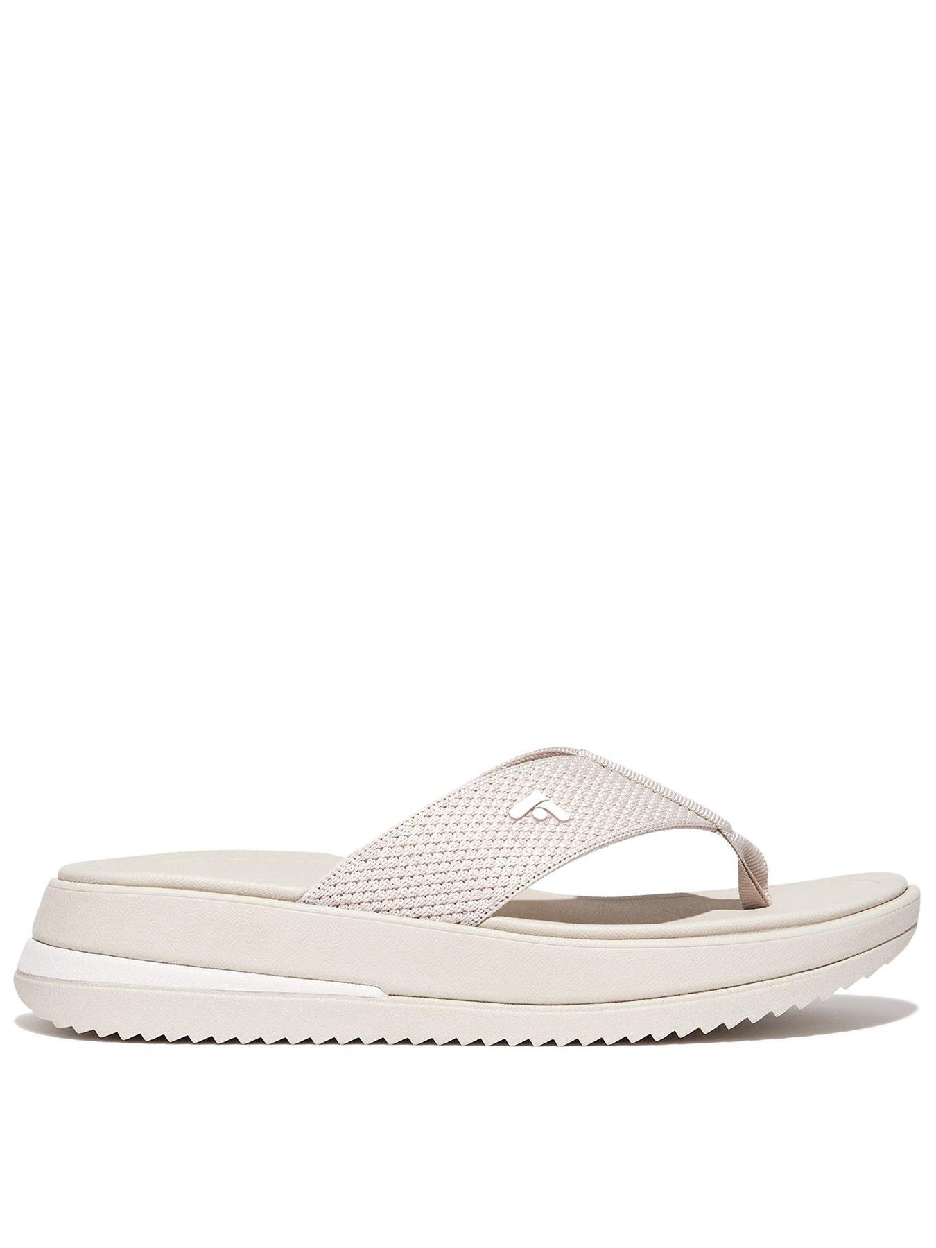 FitFlop Surff 2 Tone Mircowobbleboard Toe Post Sandals - Paris Beige ...