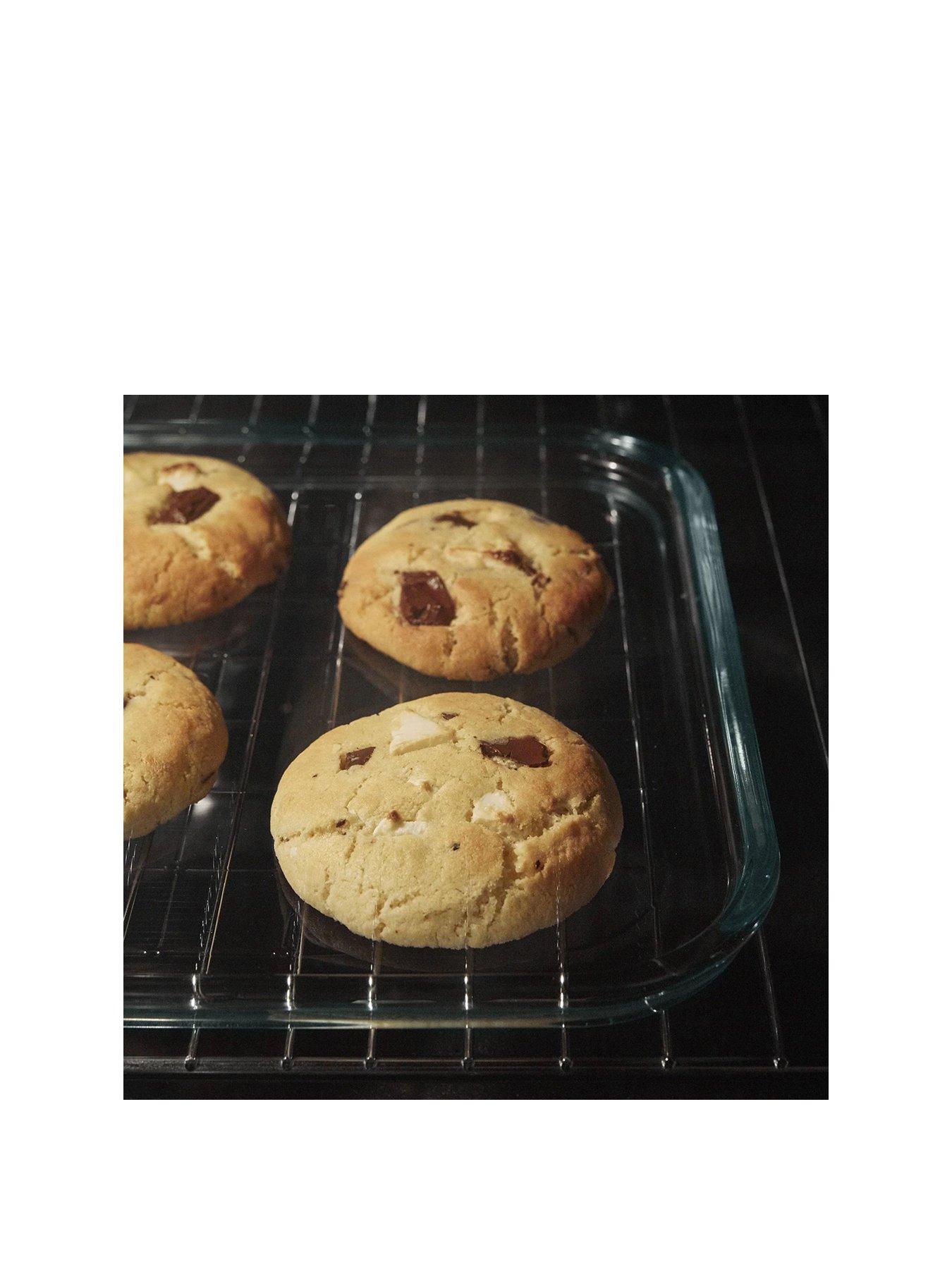 Pyrex Bake and Enjoy Set of 2 Glass Baking Trays | Very