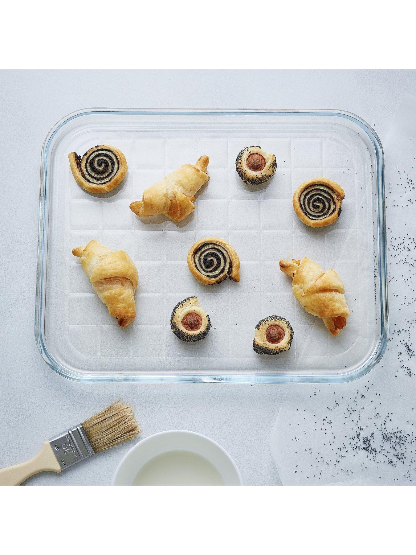 Pyrex Bake and Enjoy Set of 2 Glass Baking Trays | Very