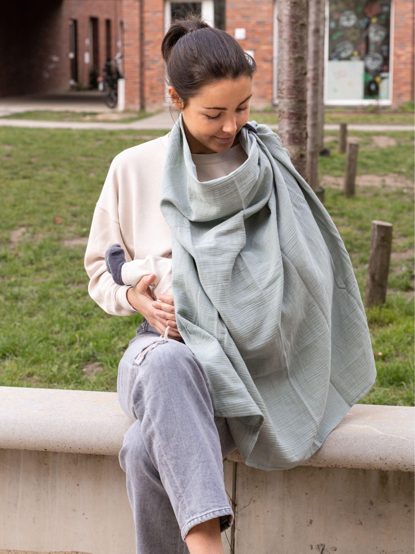 Babymoov Doomoo Momn Play Multi-Use Nursing Cape/Cover | Very