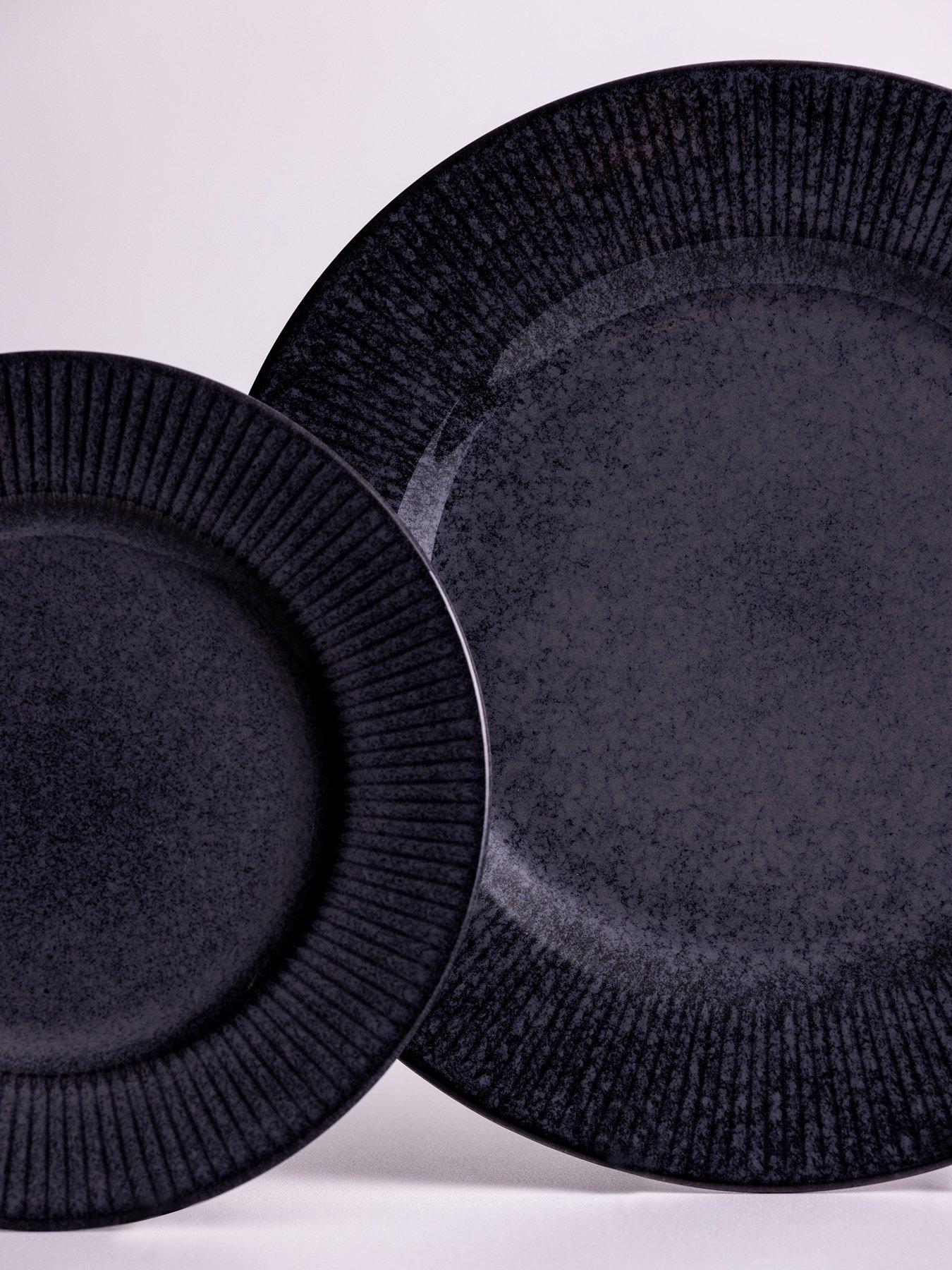 Mason Cash Reactive Linear Set of 4 Side Plates – Black | Very