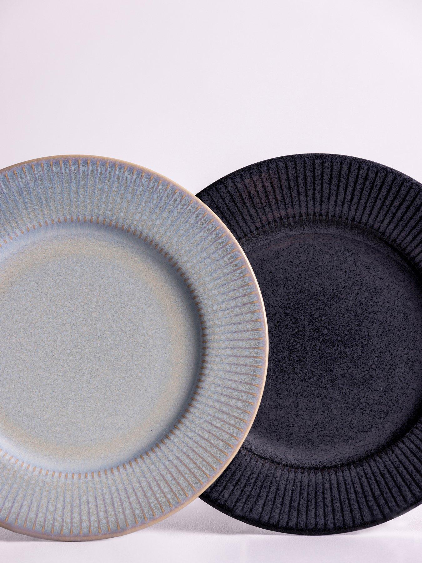 Mason Cash Reactive Linear Set of 4 Side Plates – Black | Very