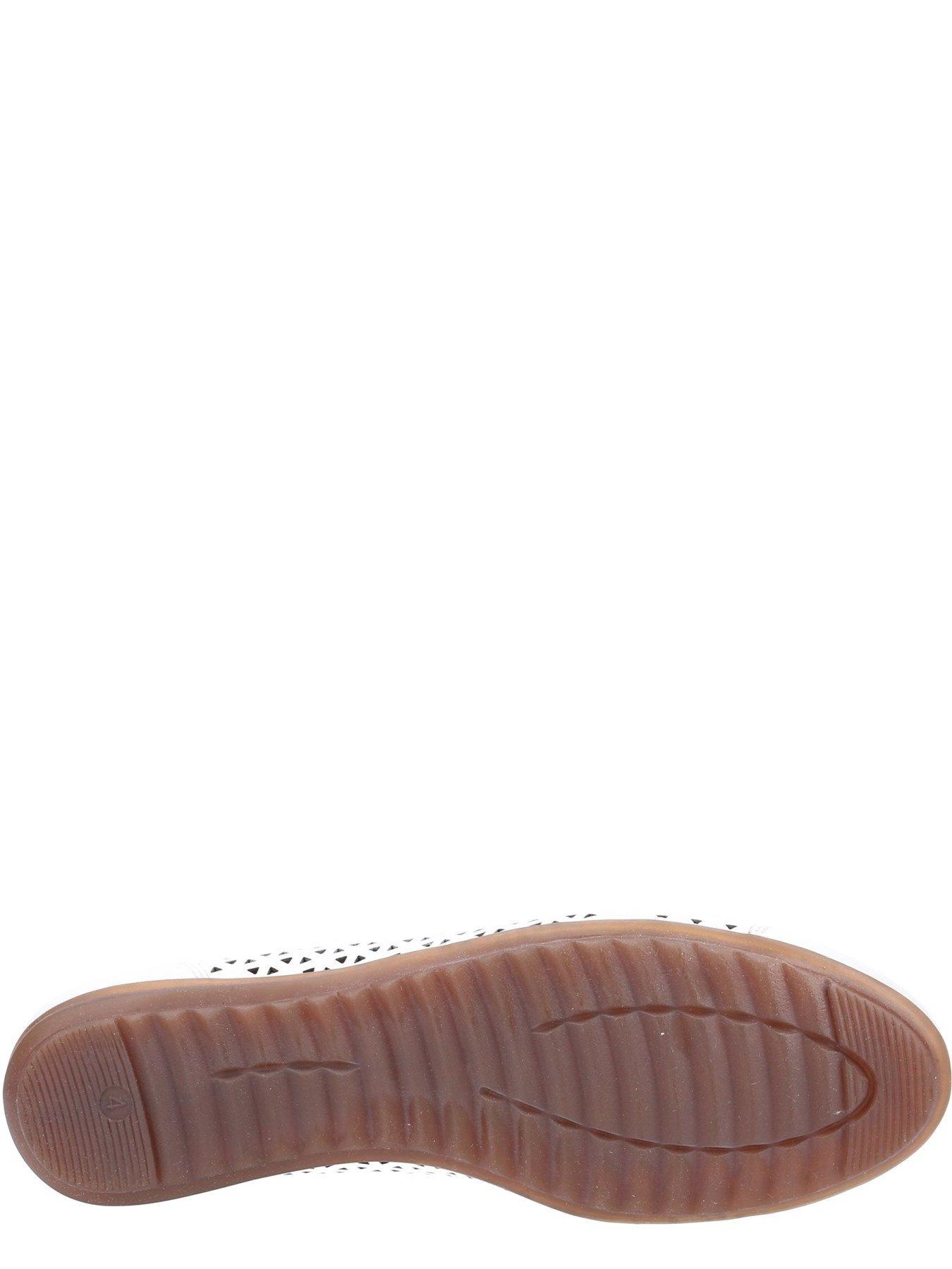 Hush Puppies Leah Ballerina Pump - White | Very