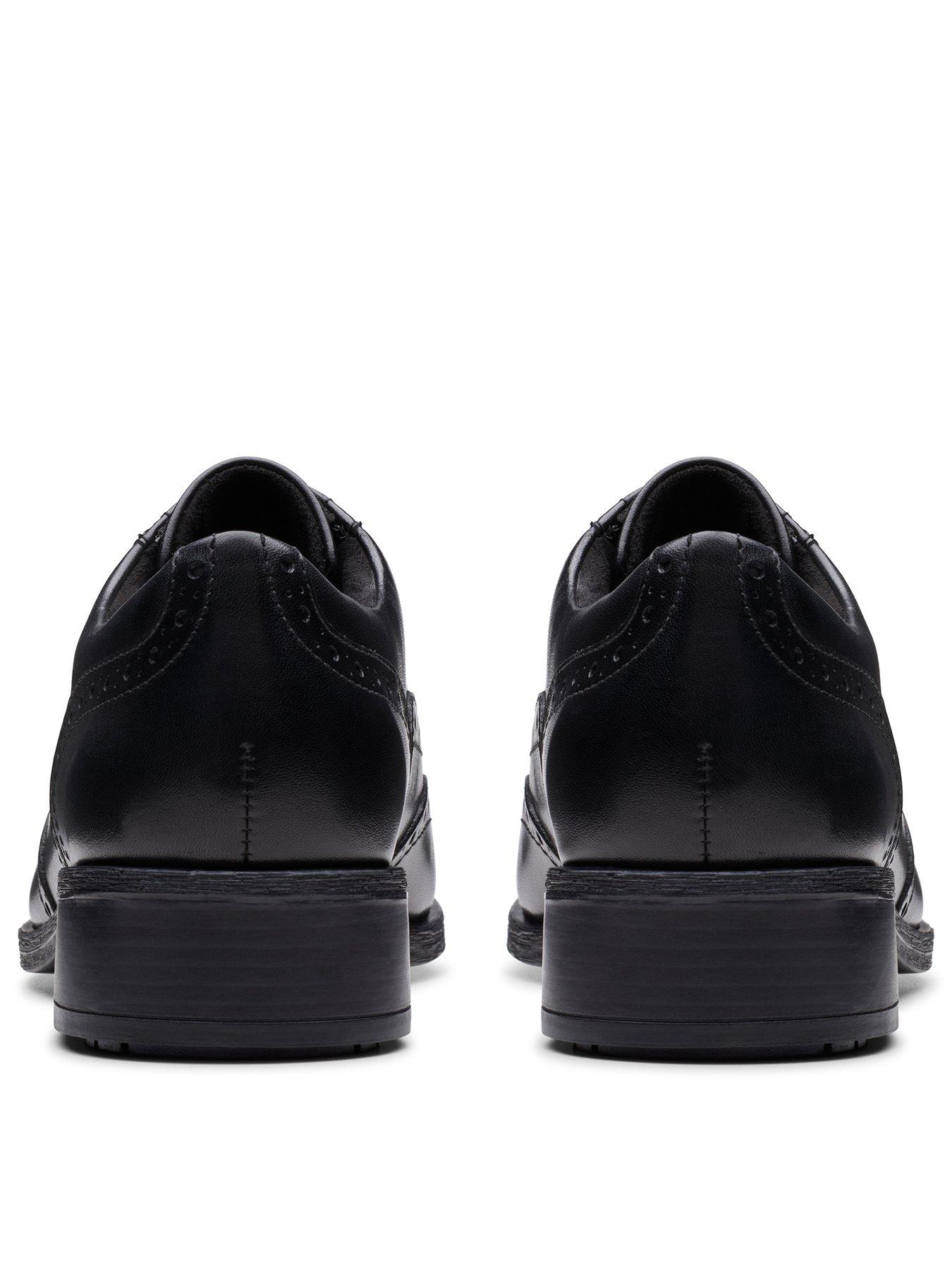 Clarks Havisham Oak Brogue - Black Leather | Very