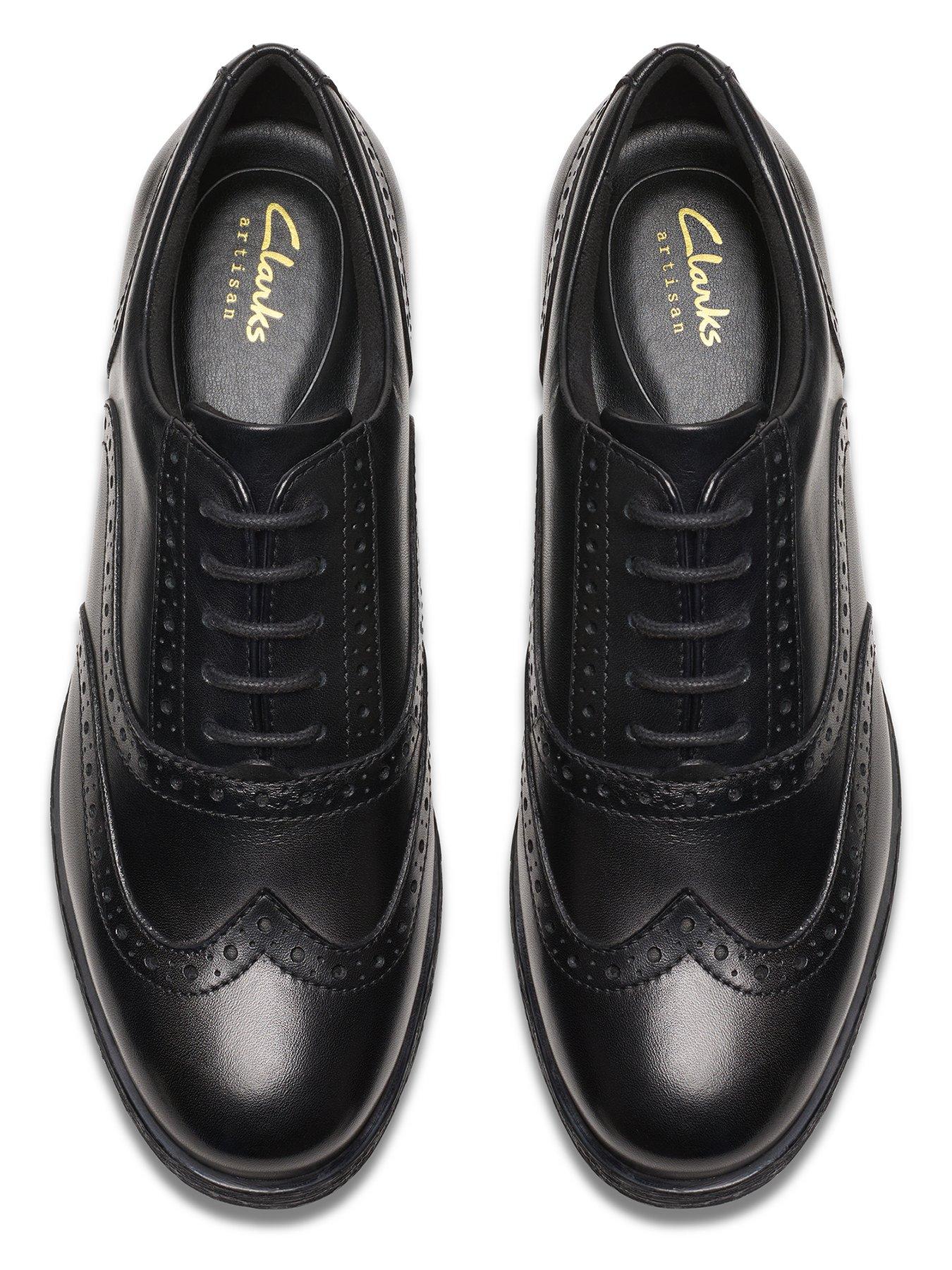 Clarks Havisham Oak Brogue - Black Leather | Very