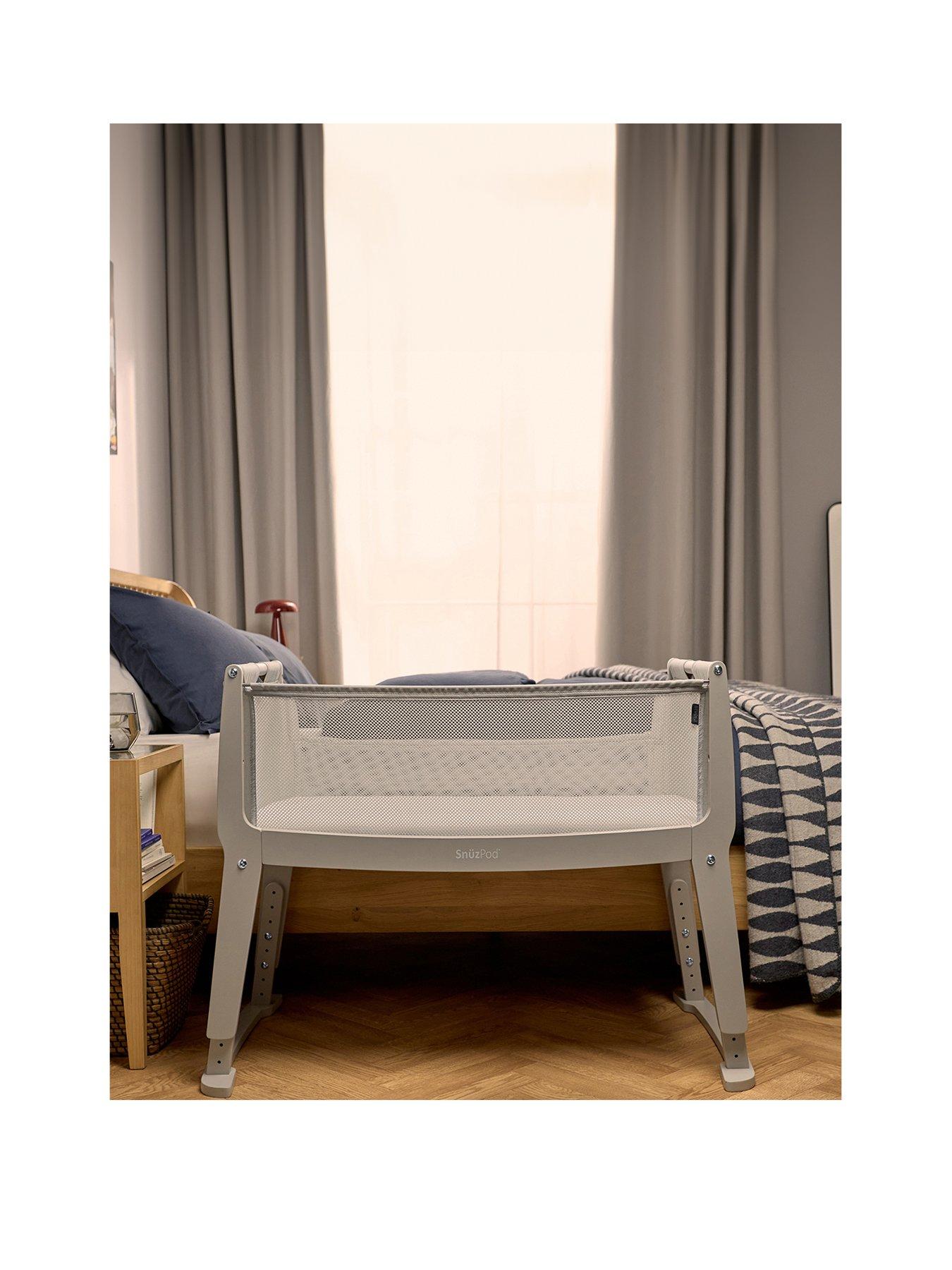 Snuz SnuzPod Studio Bedside Crib - Oslo Light Grey | Very