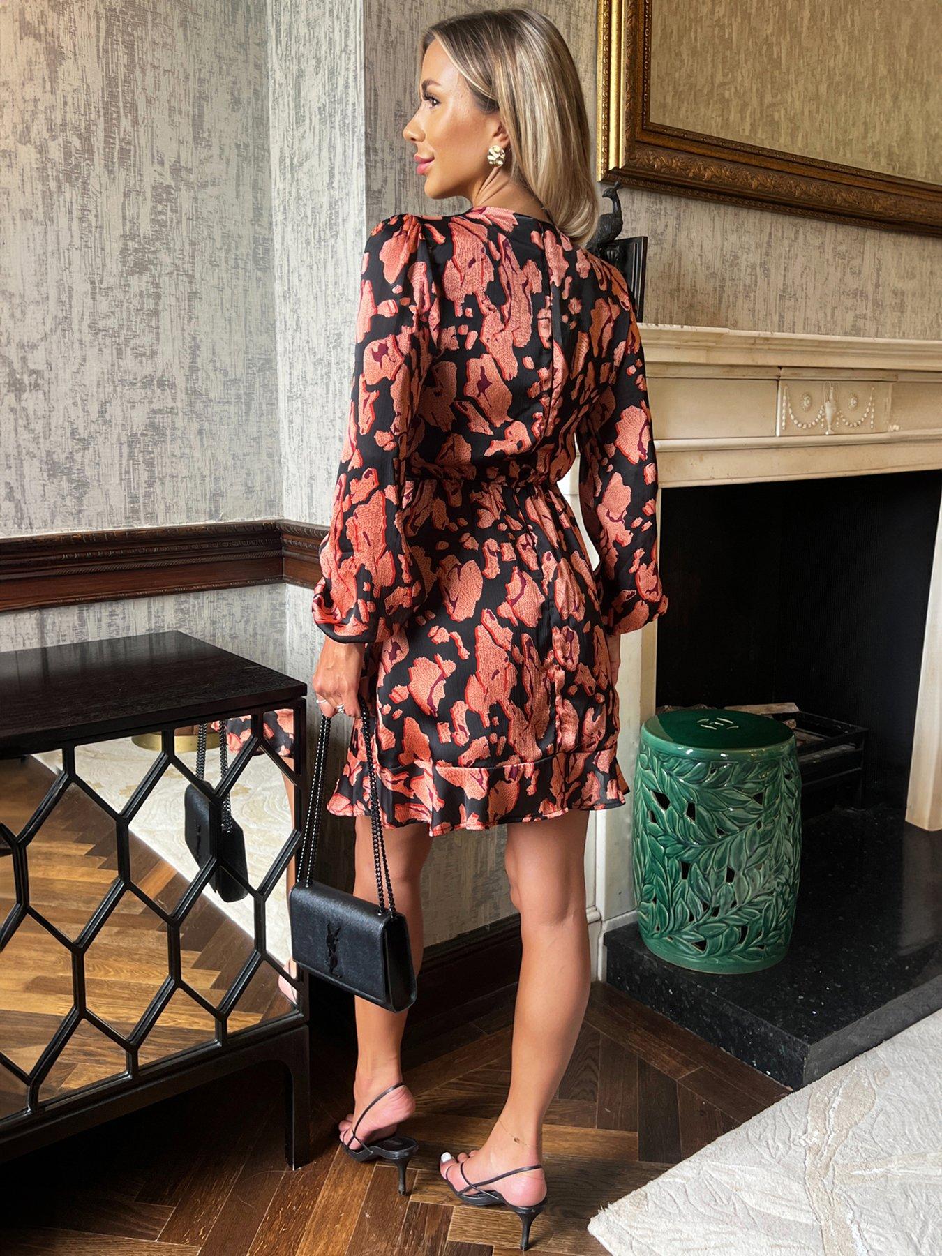 AX Paris Abstract Print Long Sleeve Pleated Shoulder Mini Dress - Black ...