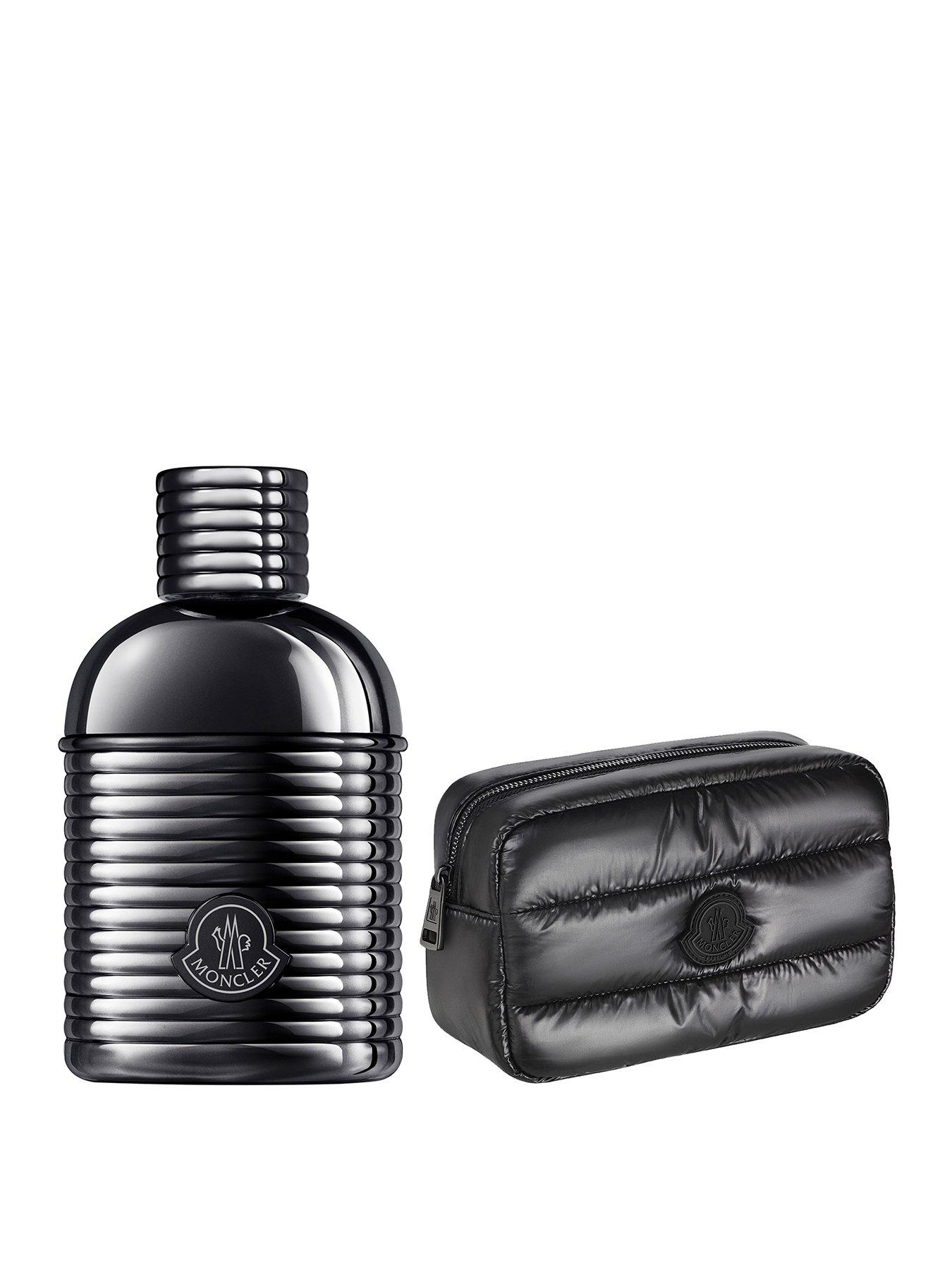 Moncler wash bag store