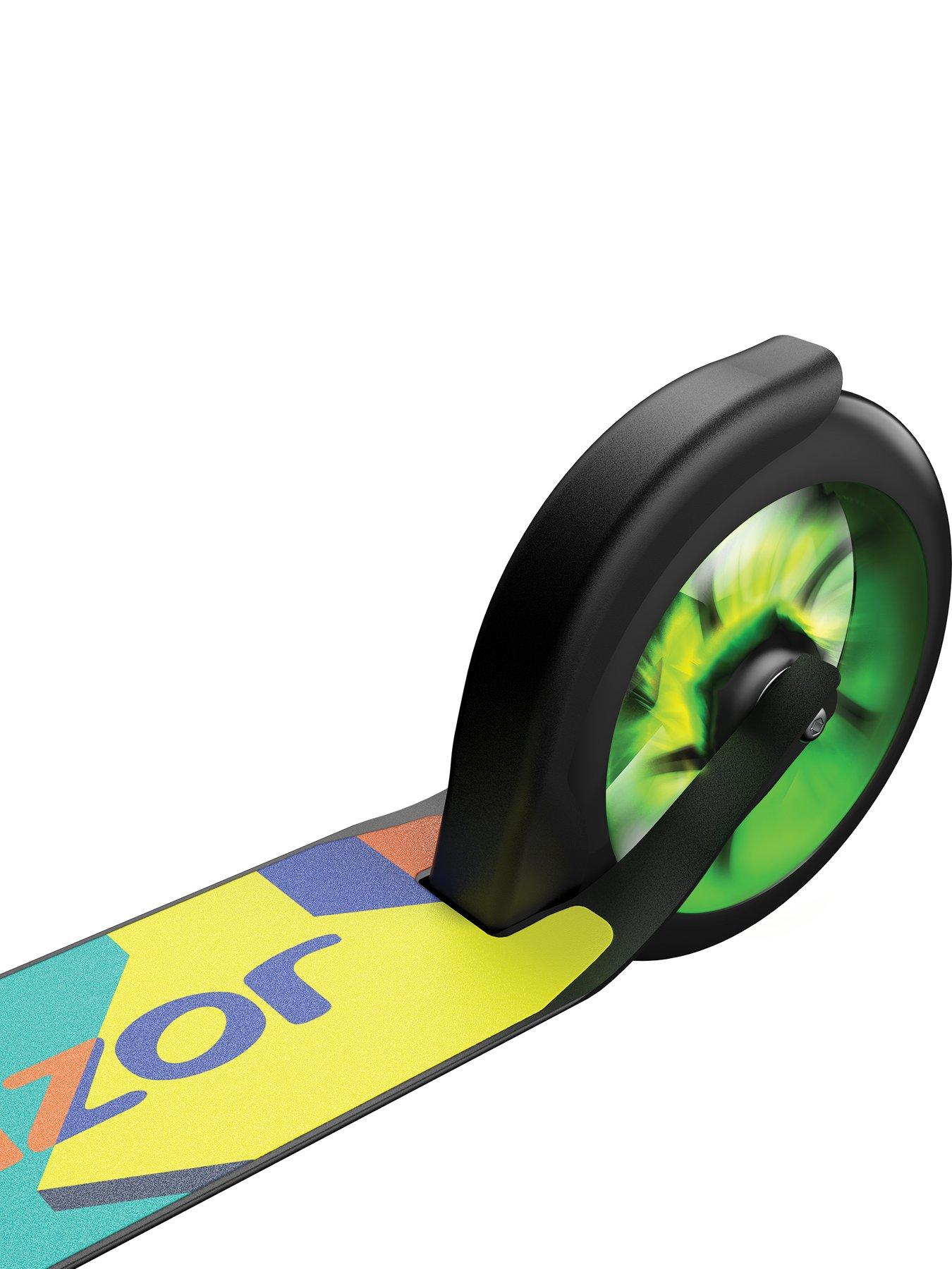 Razor A5 Lux Lighted Scooter - Green | Very