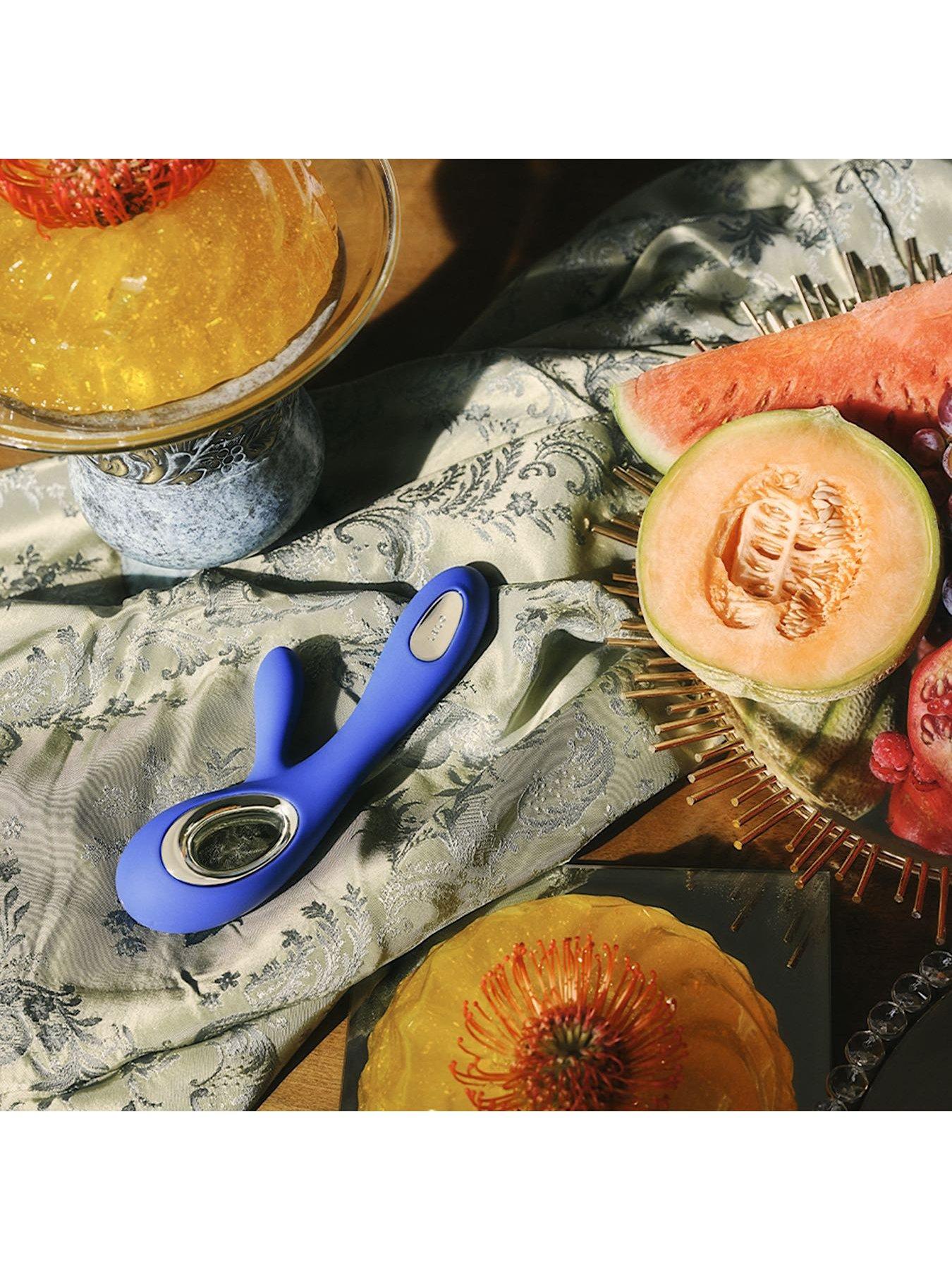 Lelo Soraya Wave - Luxurious Rabbit Massager, G-spot and Clitoral ...