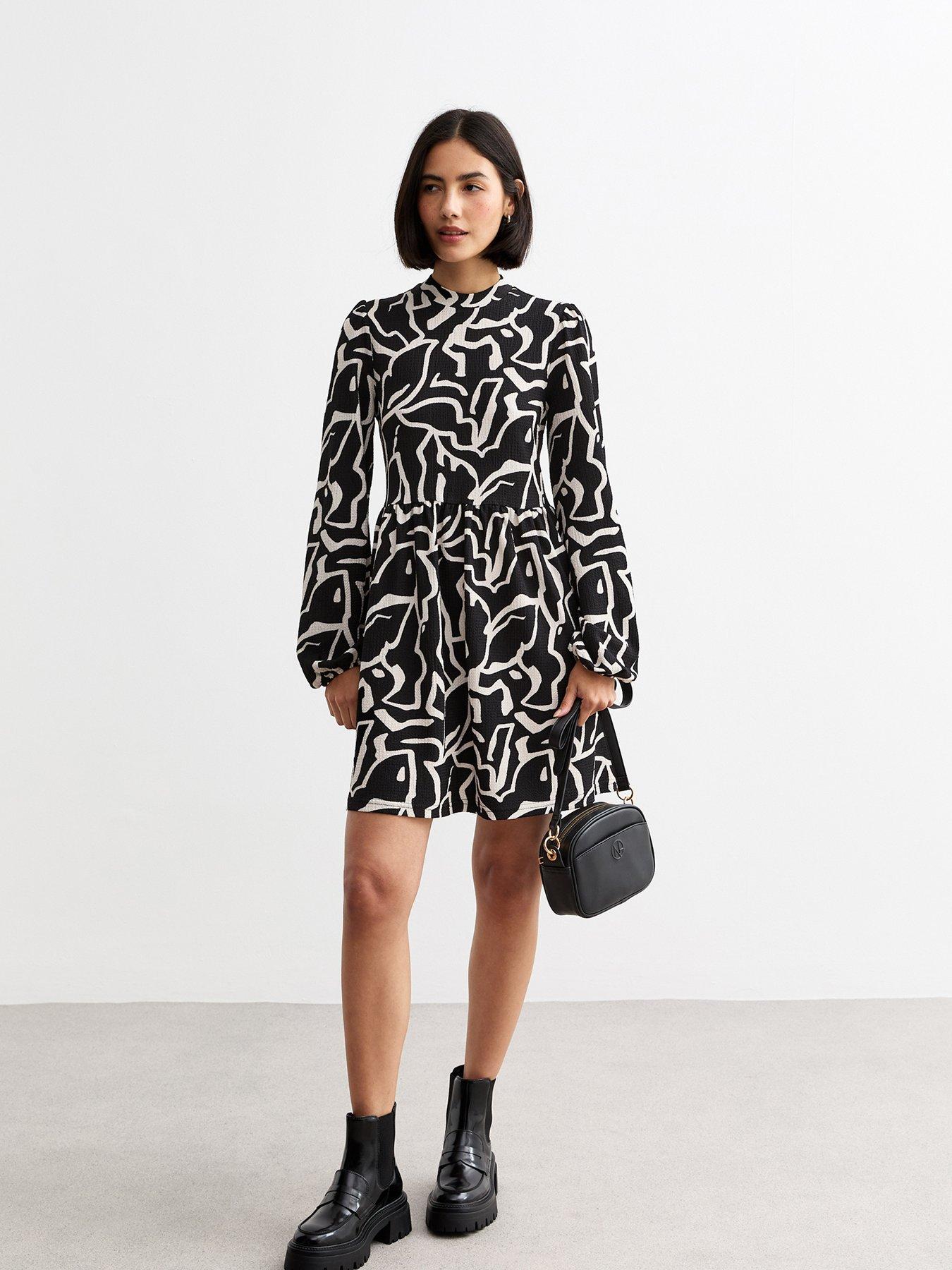 New Look Abstract Print Crinkle Smock Dress - Black | Very
