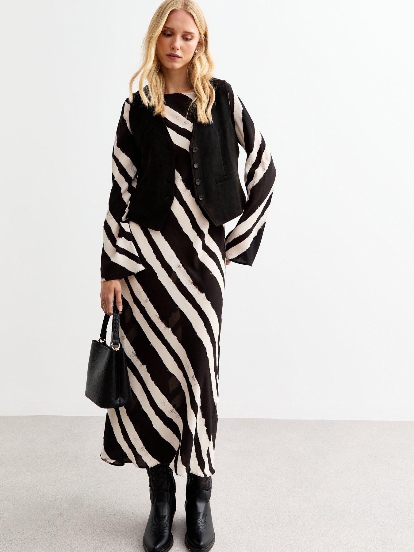 New Look Diagonal Stripe Maxi Dress - Print | Very