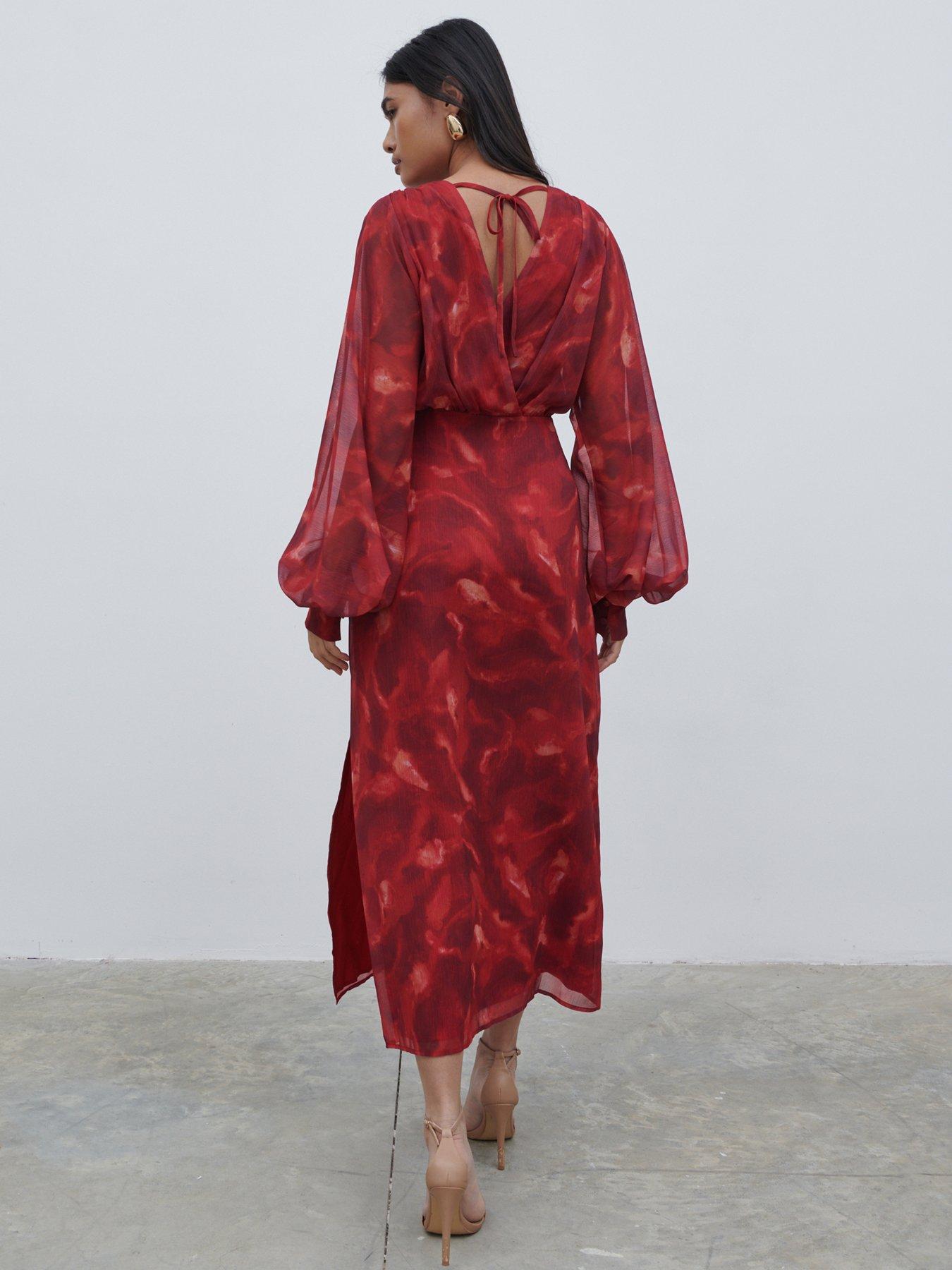 Pretty Lavish Floral Batwing Midaxi Dress - Dark Red | Very