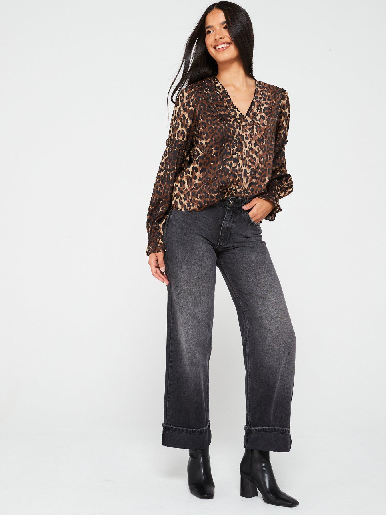 Vero Moda Leopard Print V Neck Top - Multi | Very