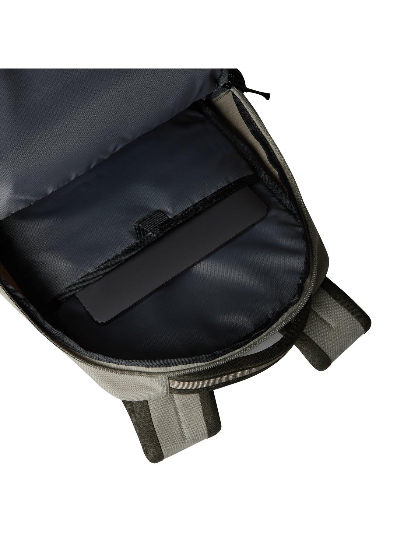 THE NORTH FACE Vault Backpack- Grey | Very