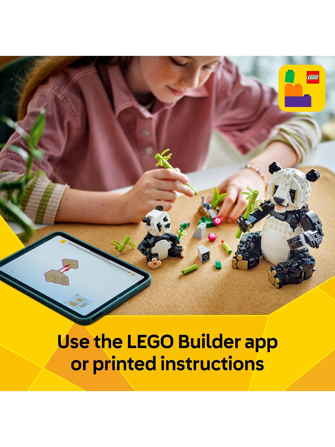 LEGO Creator 3-in-1 Wild Animals: Panda Family 31165 | Very