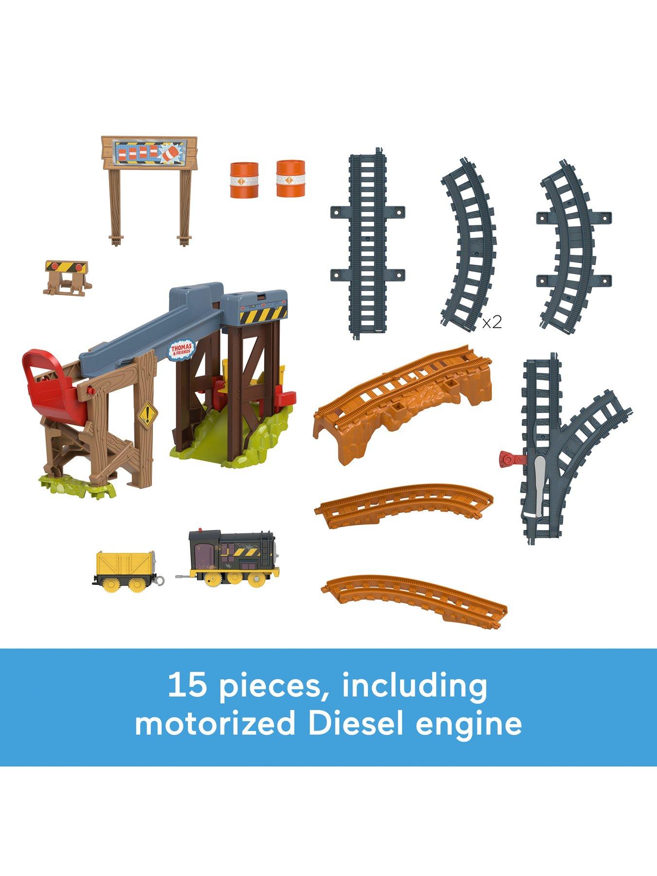 Thomas & Friends Diesel's Lift & Load Construction Set, Motorized Toy ...