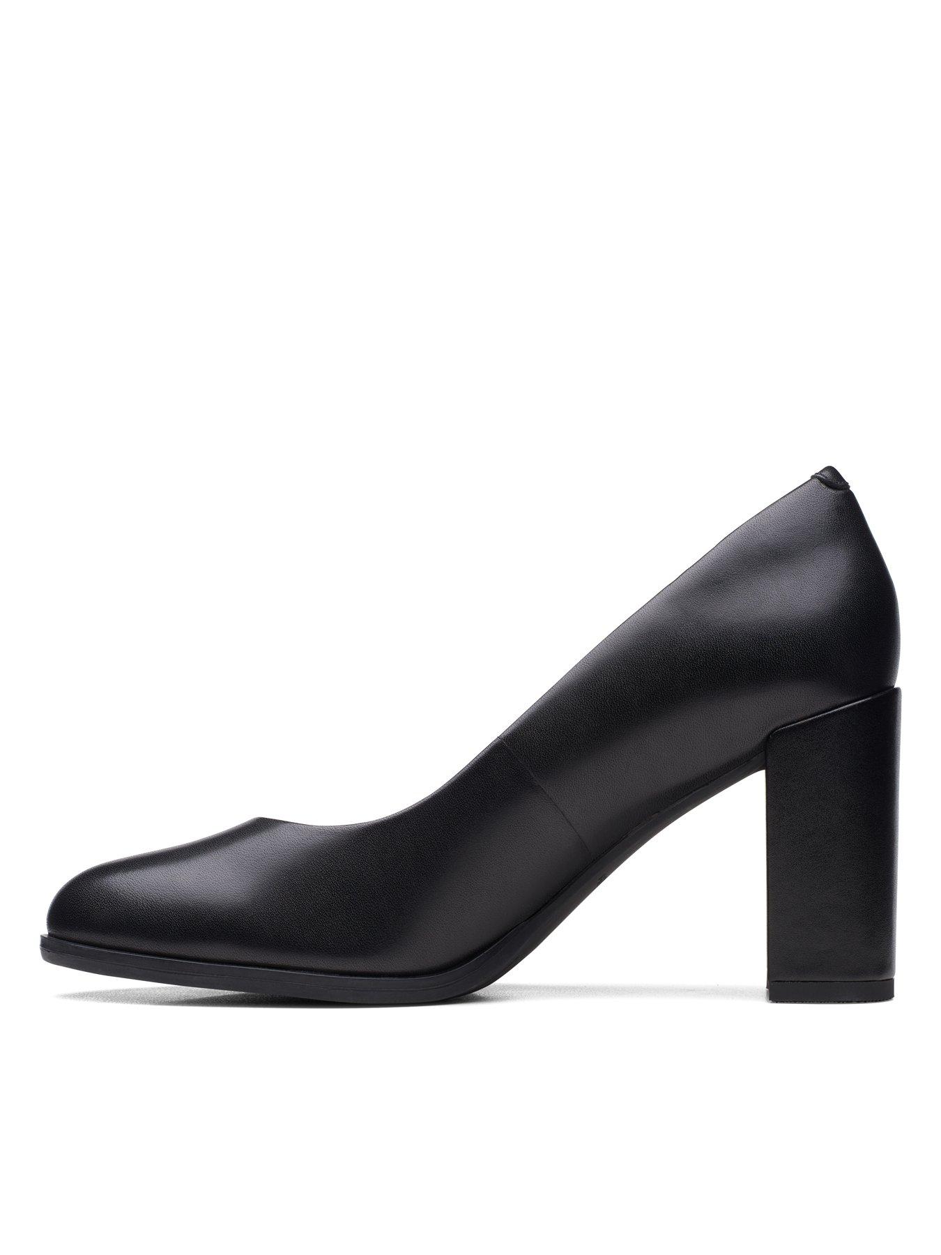 Clarks Freva85 Court - Black | Very