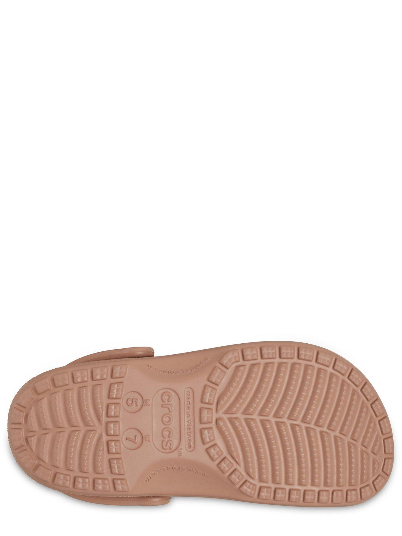 Crocs Classic - Brown | Very