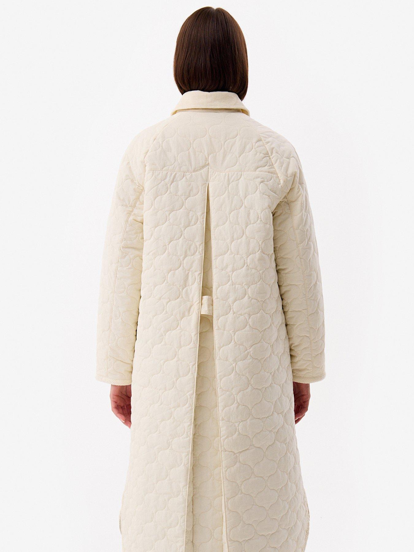 Hunter Long Quilted Jacket - White | Very