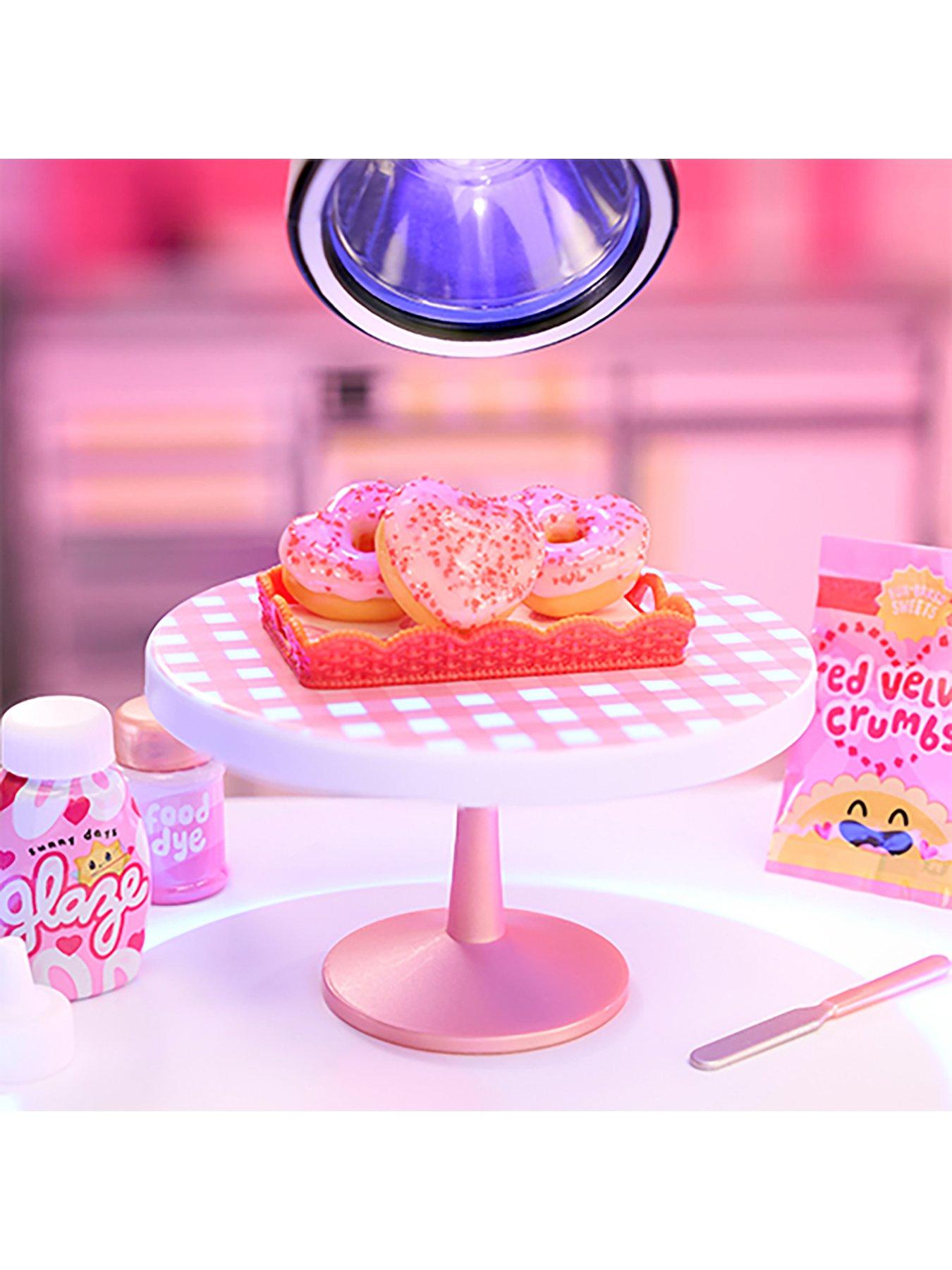Mini Verse MGAs Miniverse - Make it Mini With Love | Very