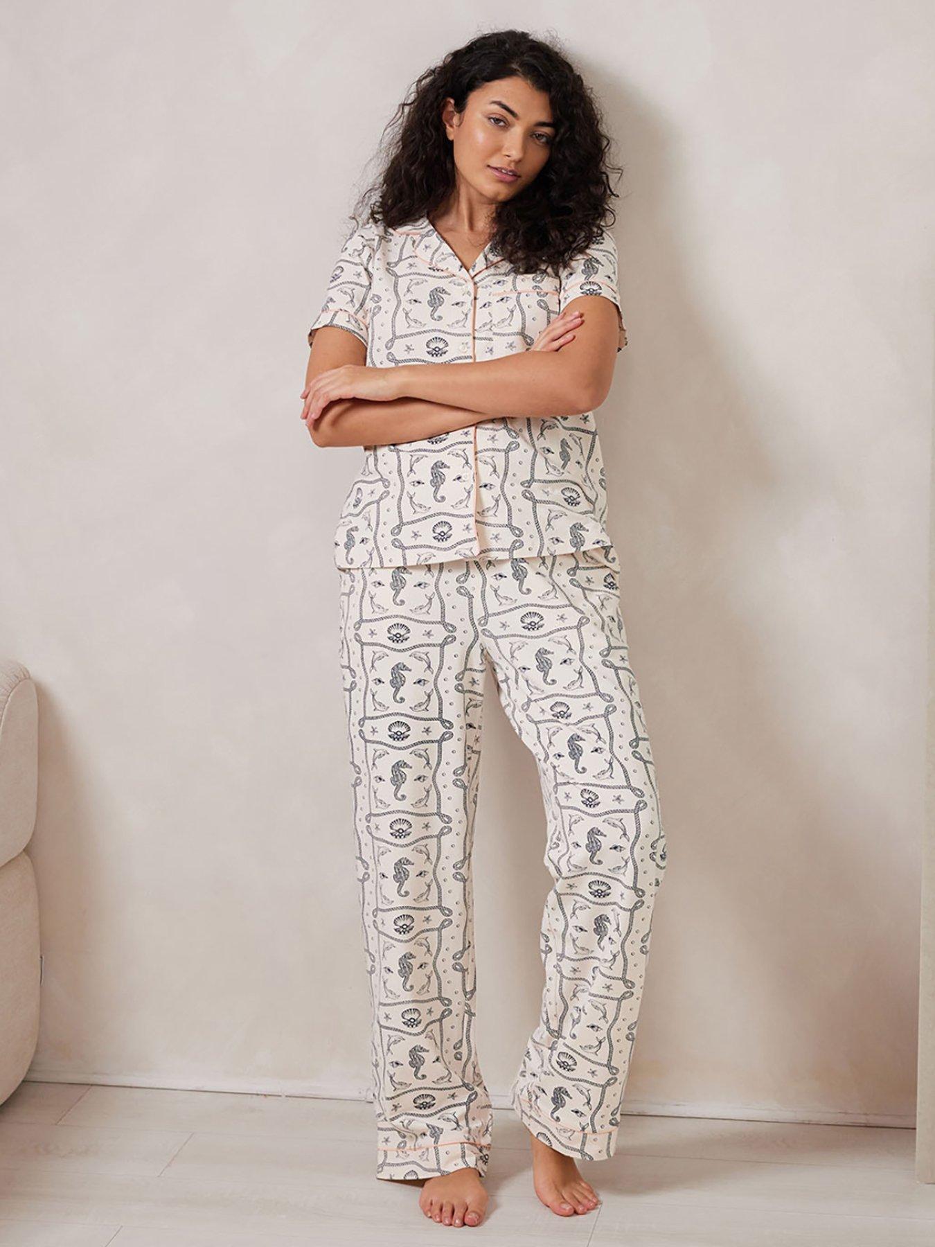 CHELSEA PEERS Pyjamas, Satin PJs & Nightwear | Very Page 2