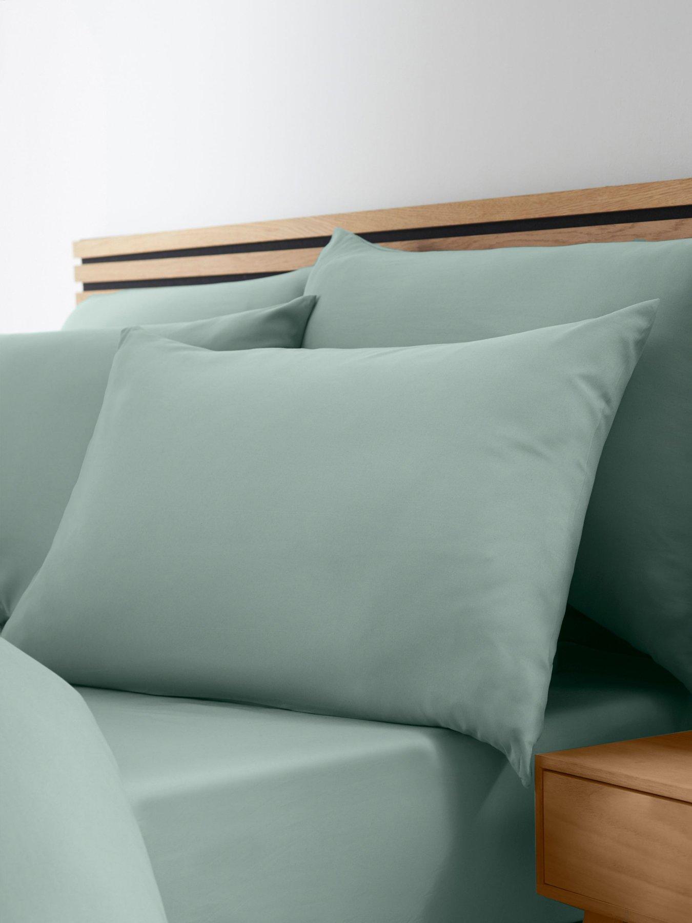 Home & Garden | Double 4ft 6in | Green | Fitted Sheets | 150 | Very