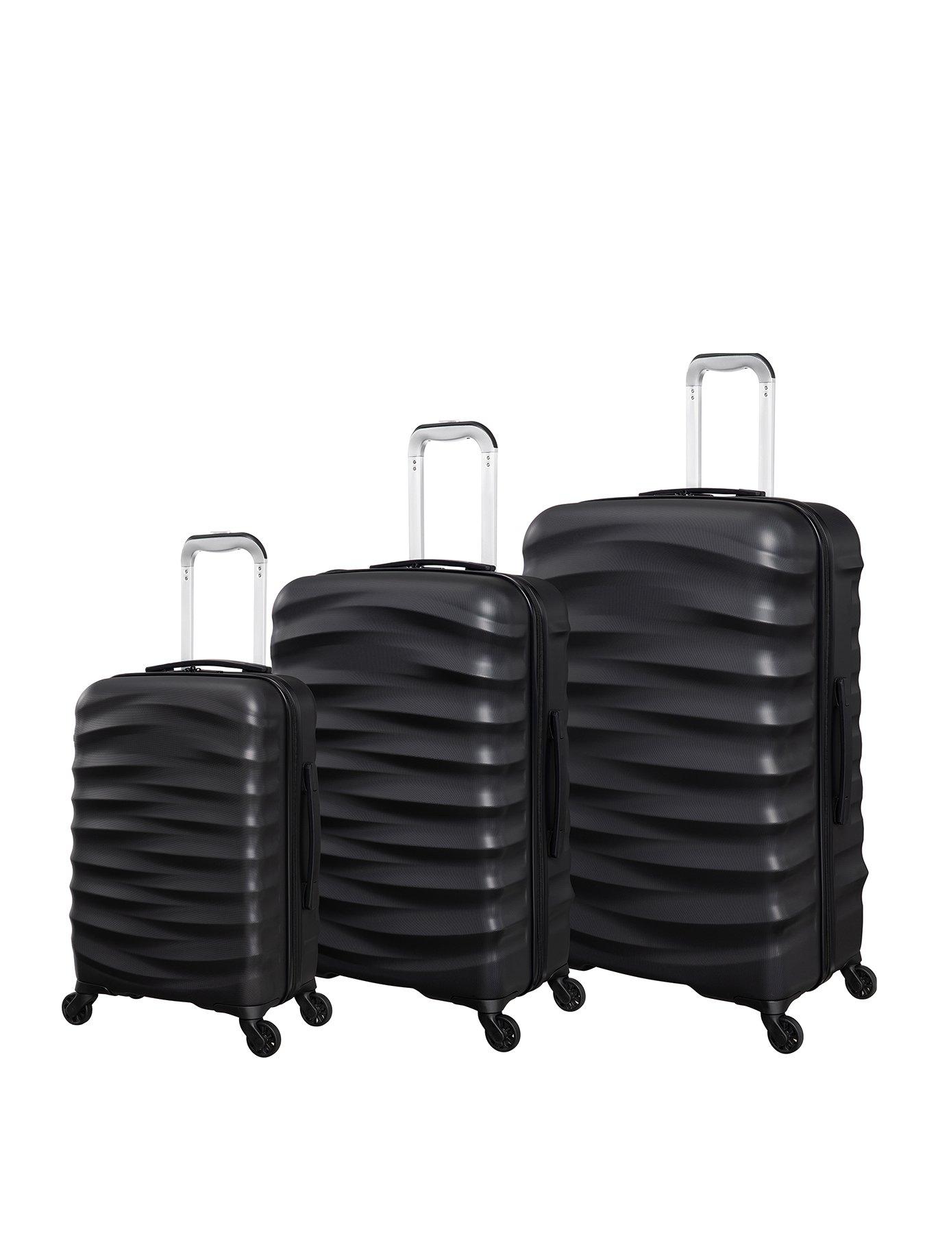 it Luggage Black Hardshell Suitcase - Medium | Very