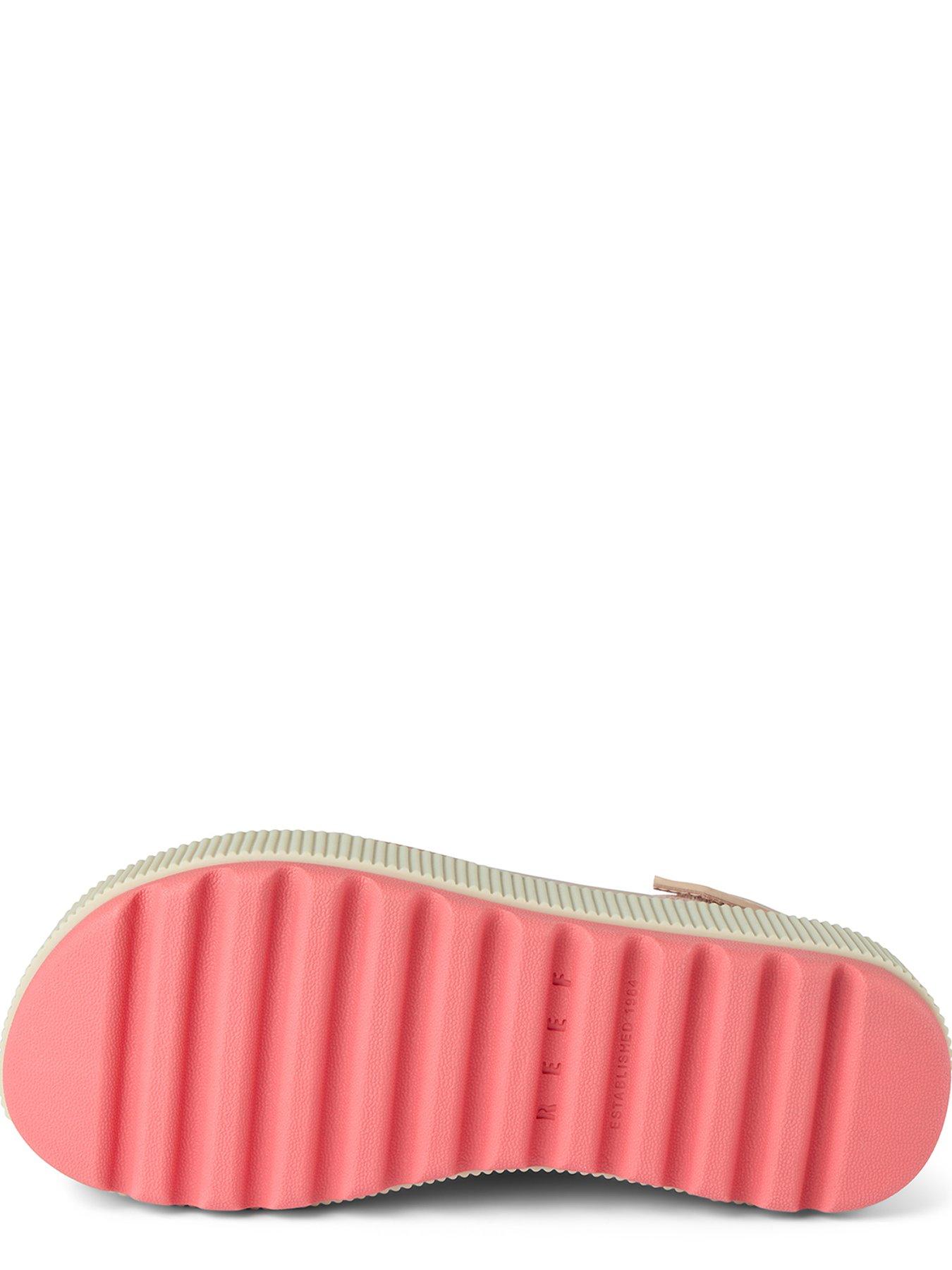 Reef Water Vista Higher Sandals - Pink | Very