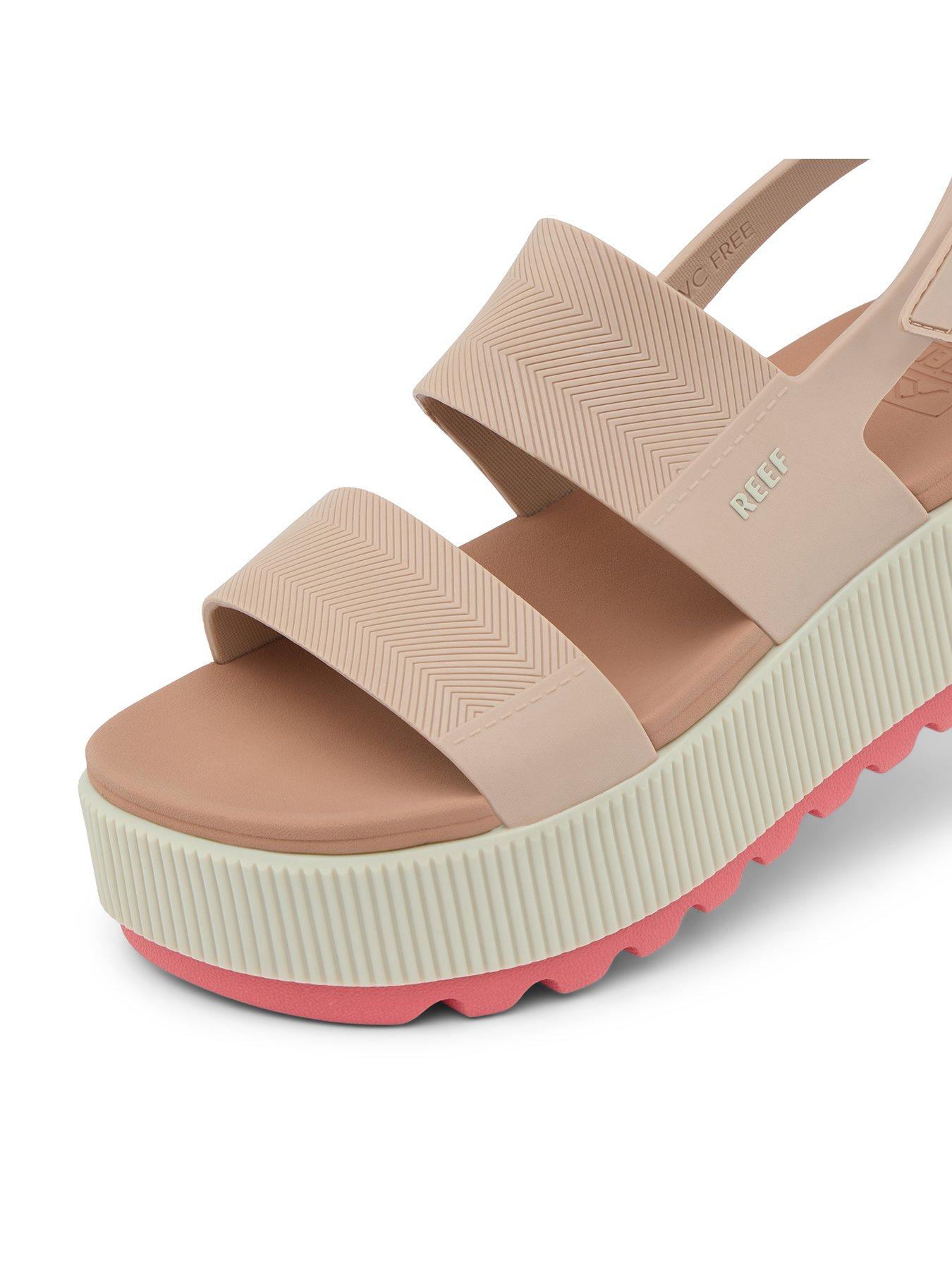 Reef Water Vista Higher Sandals - Pink | Very