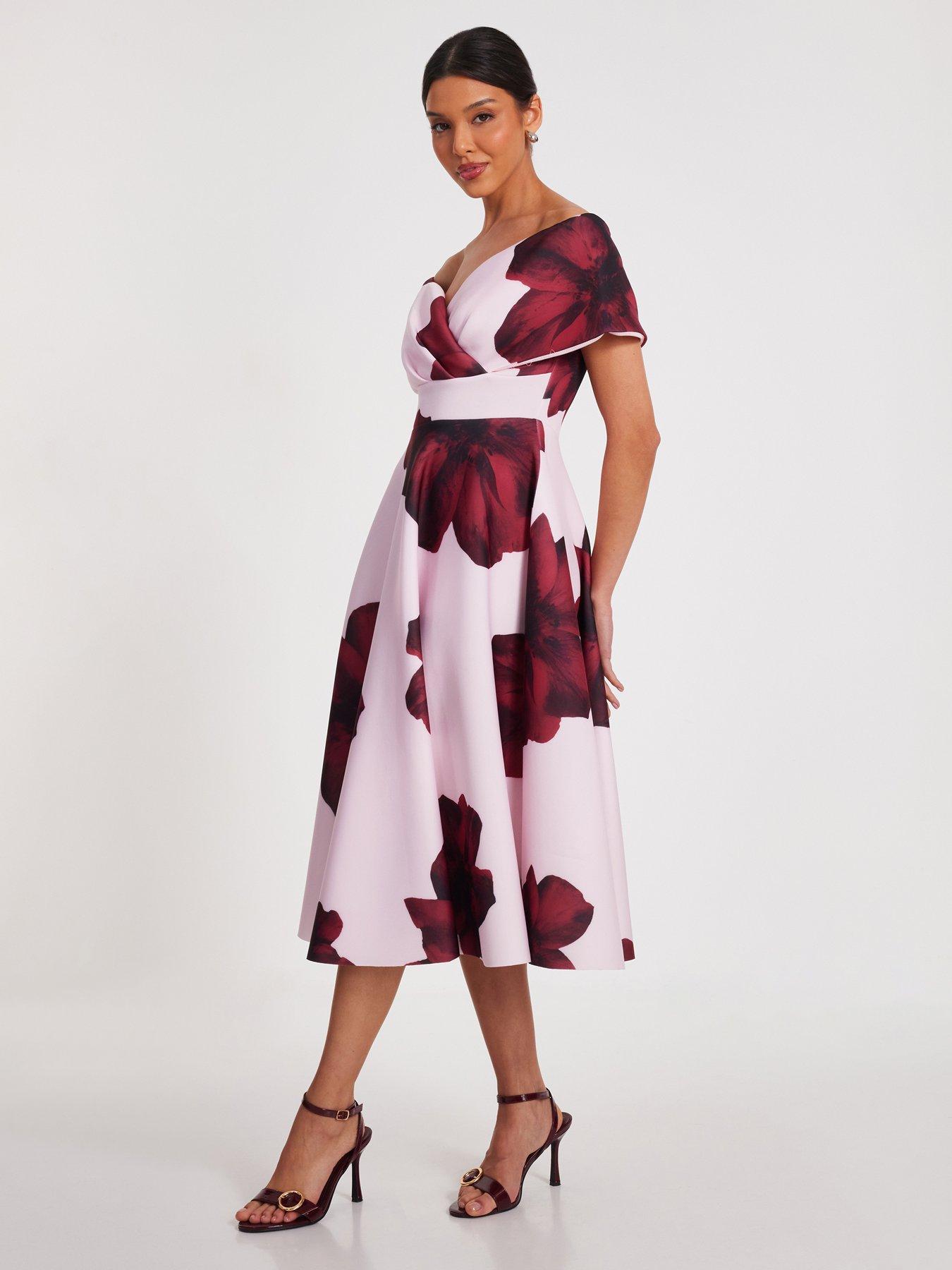 Quiz Blush Floral Skater Dress | Very