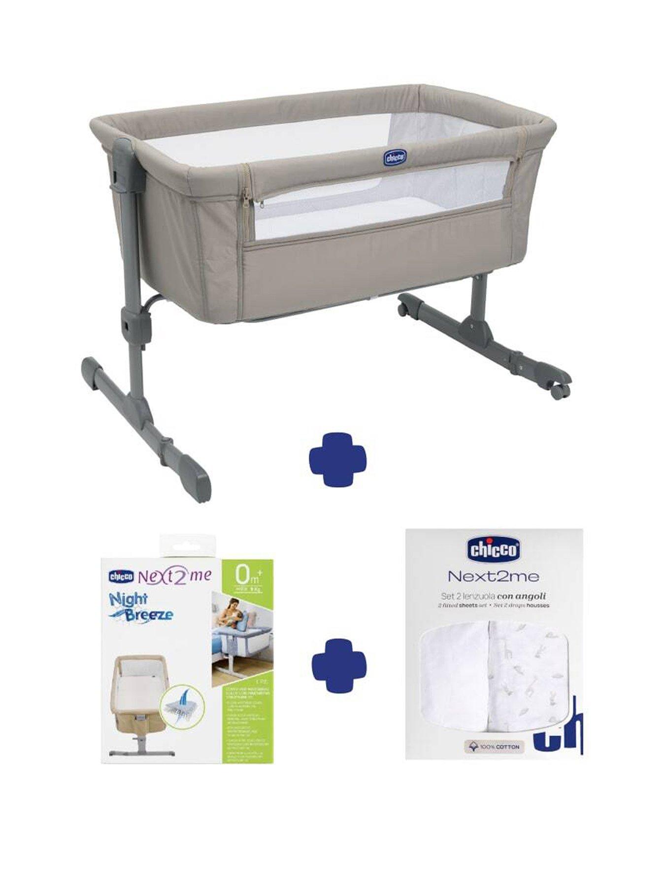 Chicco Next2Me Essential Bedside Crib, Mattress Protector & 2 Fitted ...