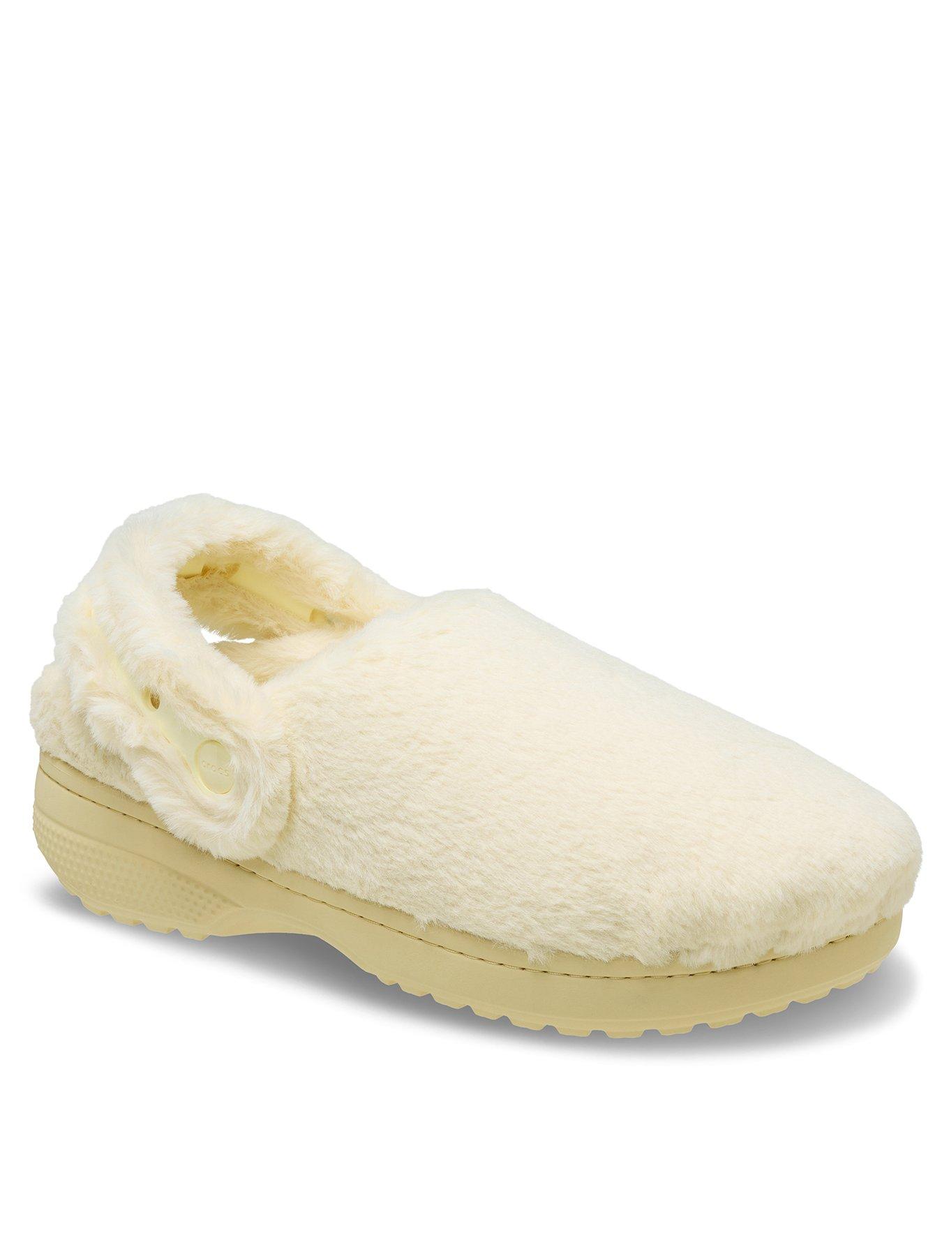 Crocs Crocs Men's Classic Unfurgettable Clog Slipper-natural | Very