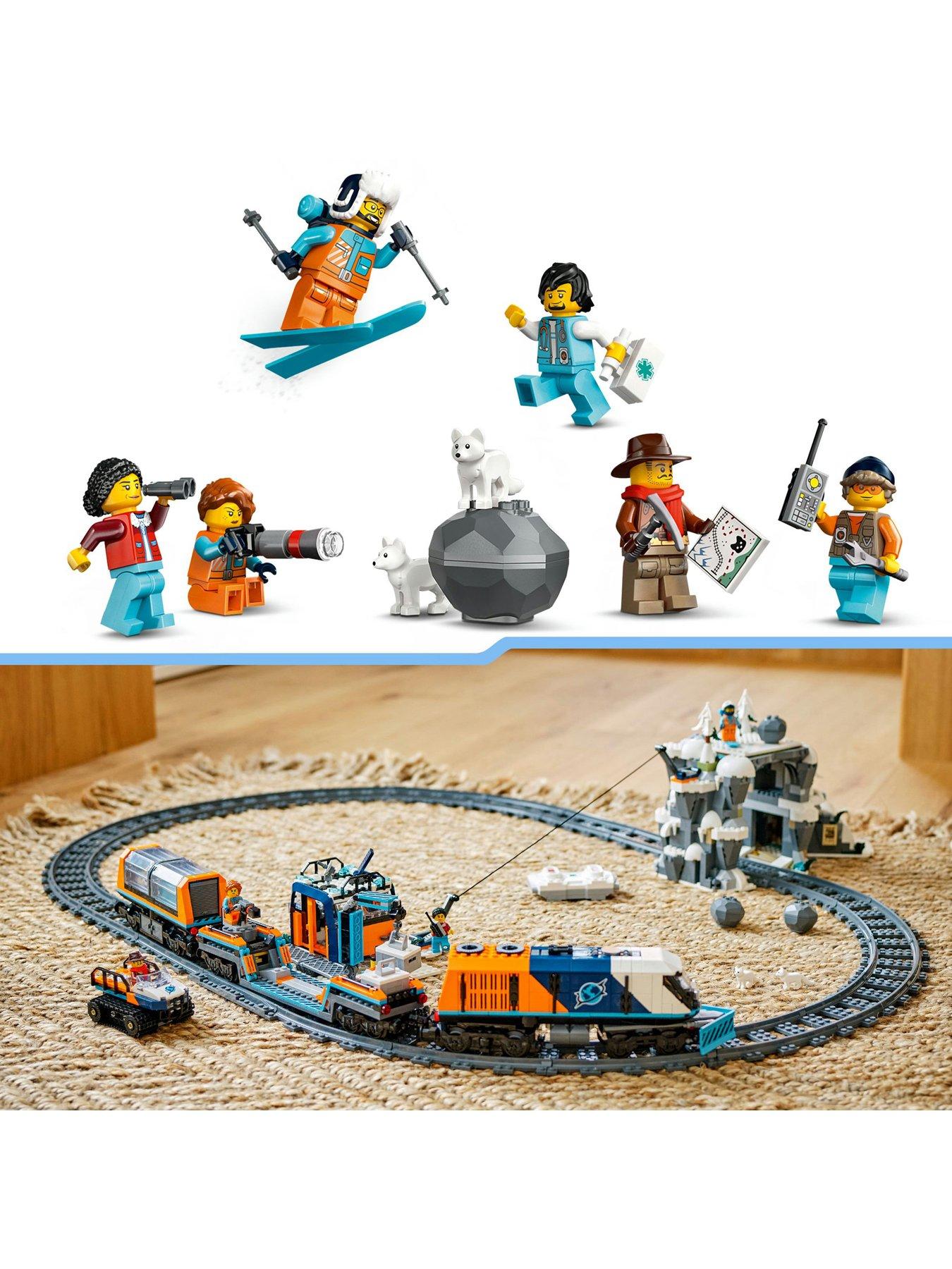 LEGO City Explorers’ Arctic Polar Express Train 60470 | Very