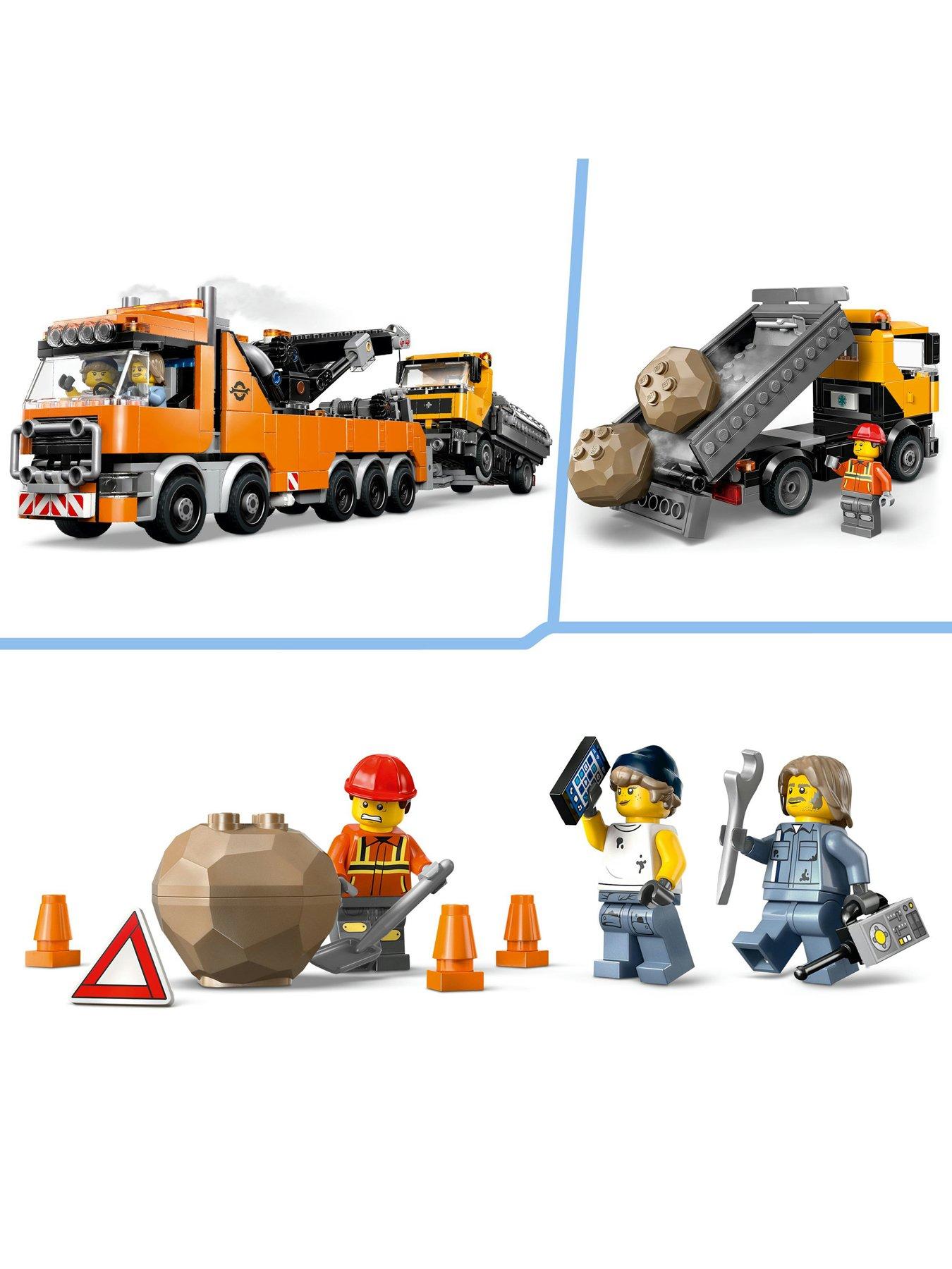 LEGO City City Heavy-Duty Recovery Tow Truck with Crane 60467 | Very