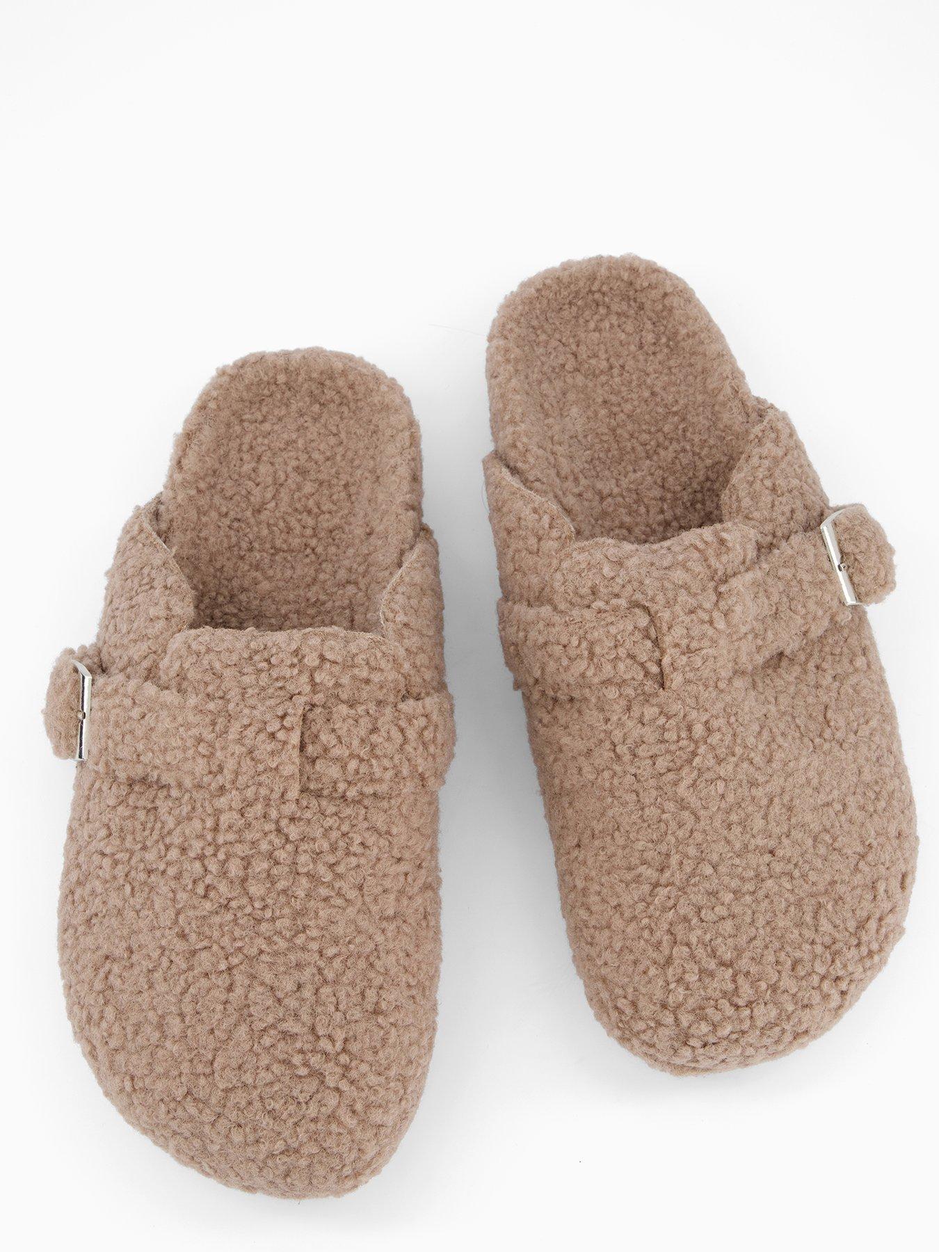 The Very Collection Faux Fur Lined Clog Slipper - Cream | Very