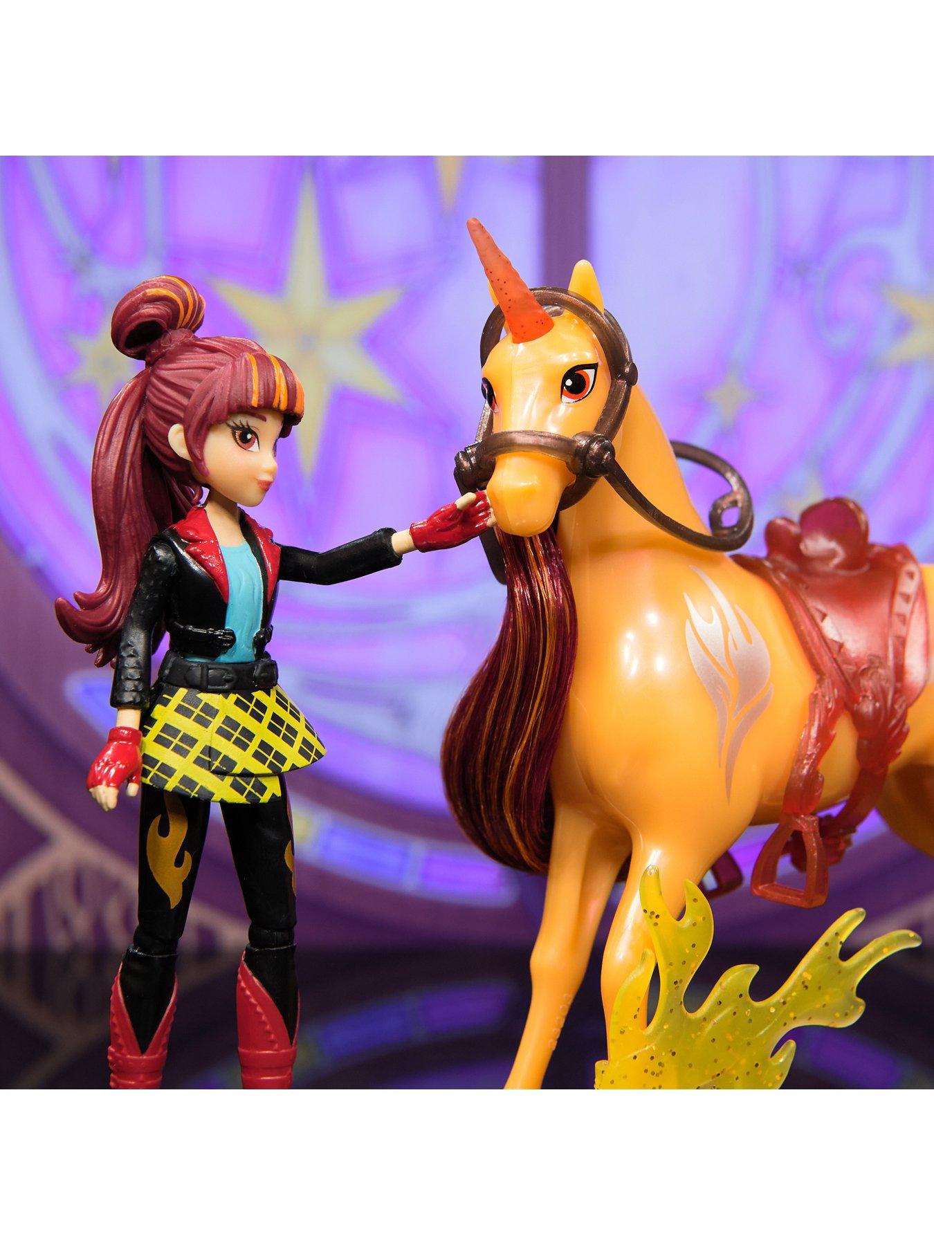 Unicorn Academy Small Doll Valentina & Cinder | Very