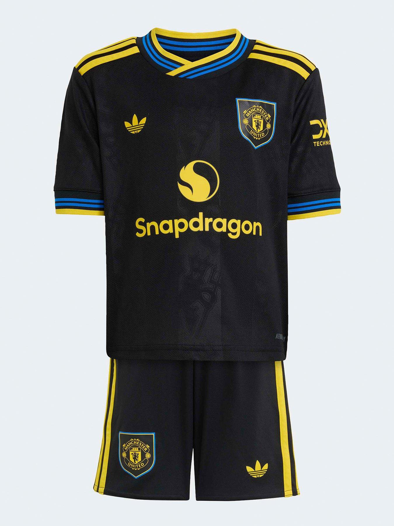 Football Shirts & Kits | Premiership Teams | Third | 5/6 years ...