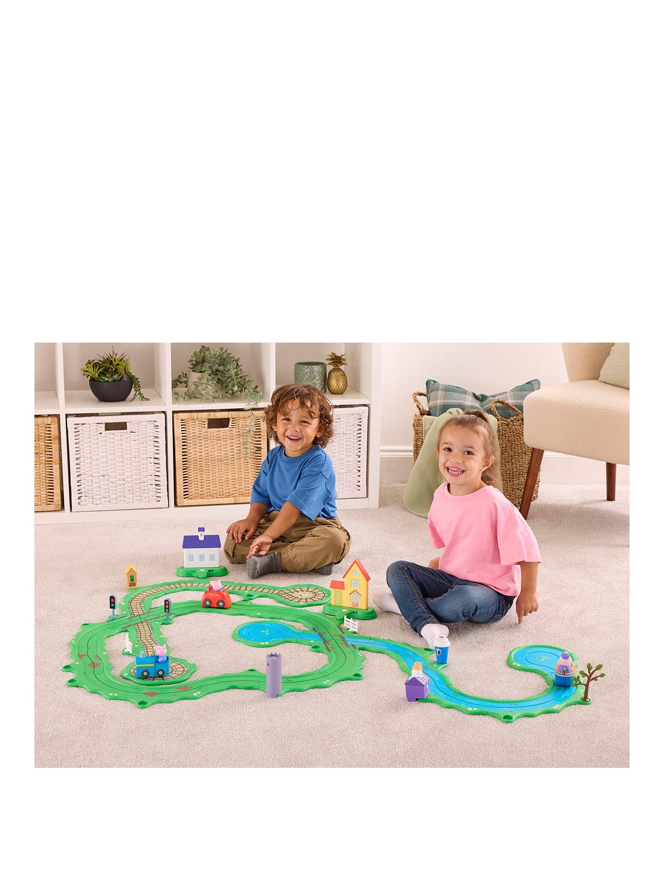 Peppa Pig Whizz-Around Peppa Great Big World Set | Very
