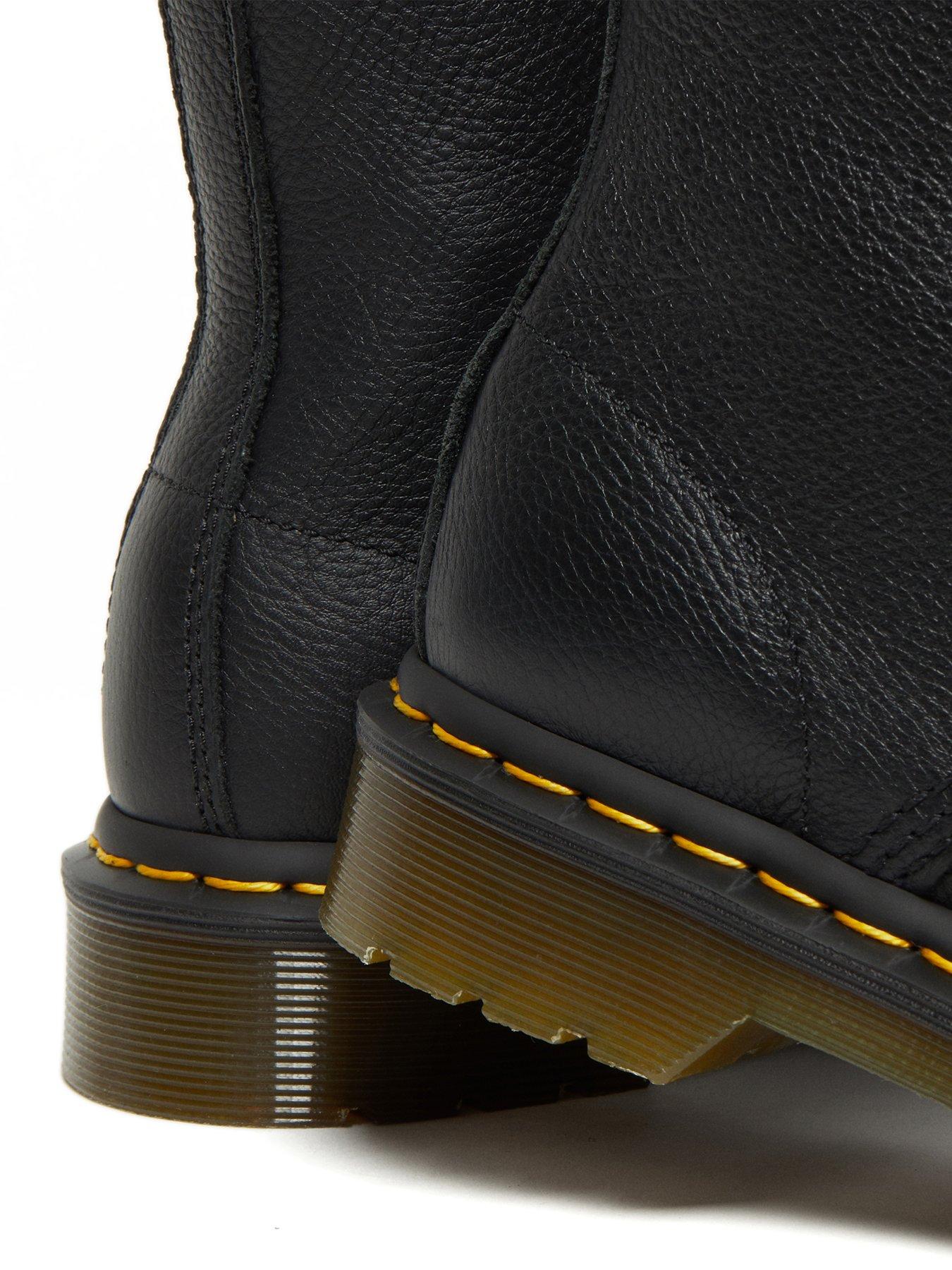 Dr Martens 1460 Pascal 8 Eye Boot Virginia - Black | Very